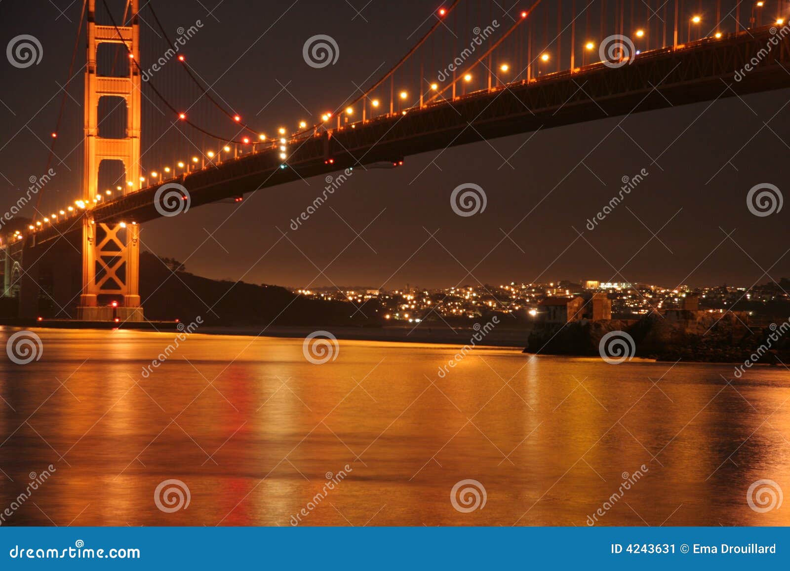 Golden Gate Bridge Golden Night Light Picture. Image: 4243631