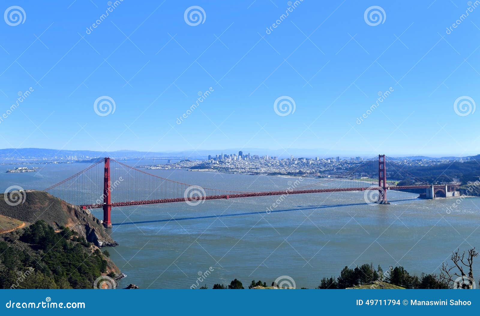 Golden Gate Bridge . stock photo. Image of america, light - 49711794