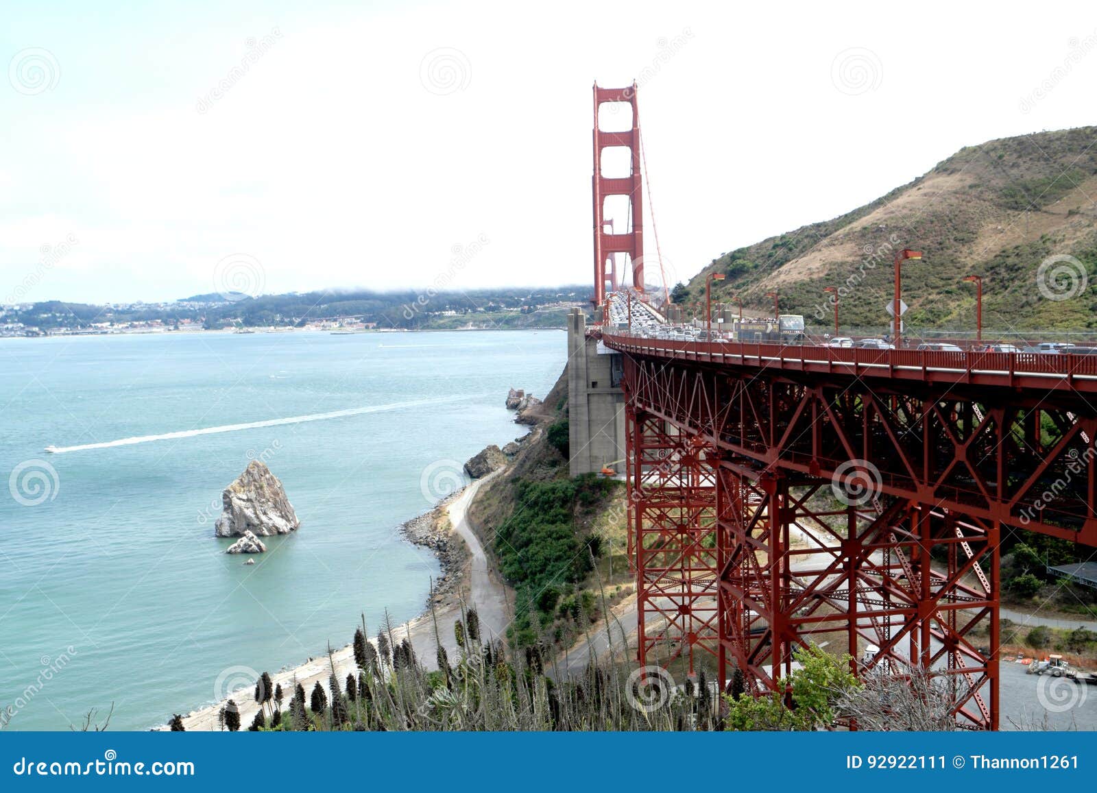 Golden Gate Bridge at Rush Hour Stock Image - Image of bridge, golden ...