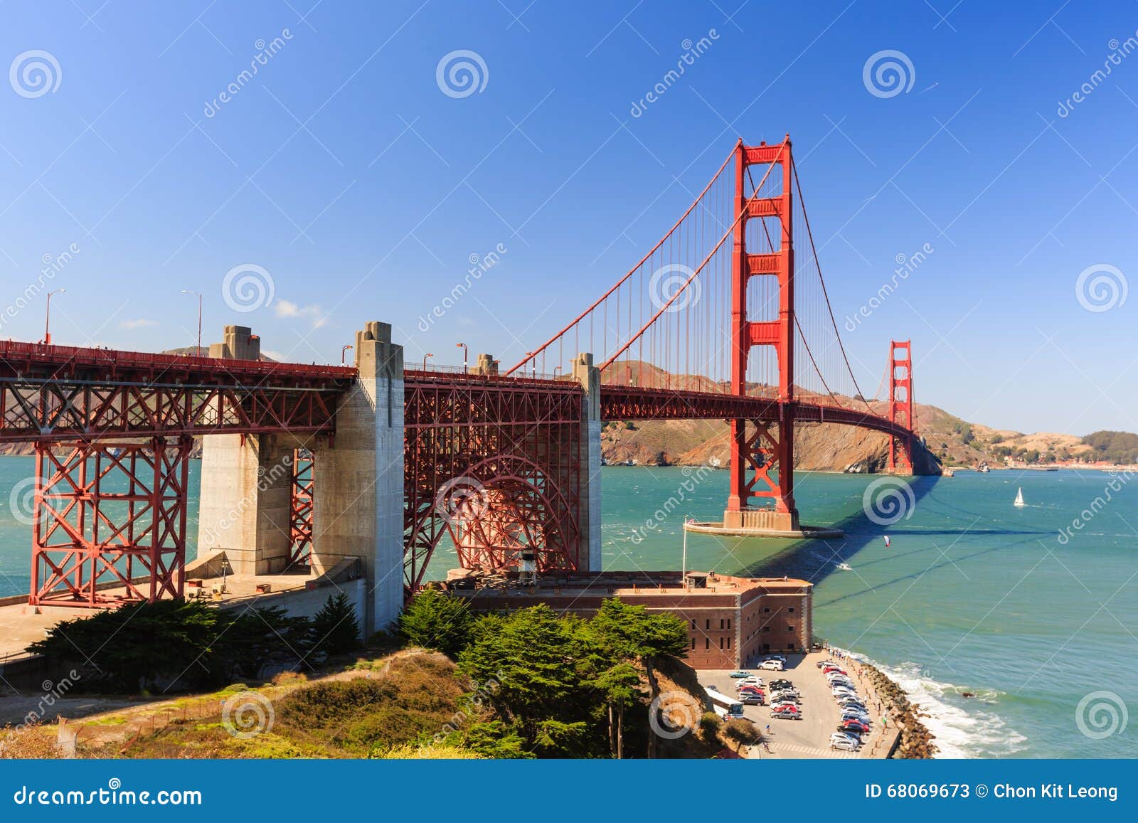 Golden Gate Bridge, SFO stock image. Image of monument - 68069673
