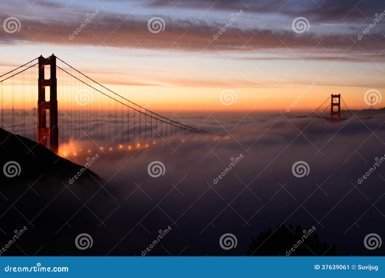Golden Gate in the fog stock image. Image of cumulus - 37639061