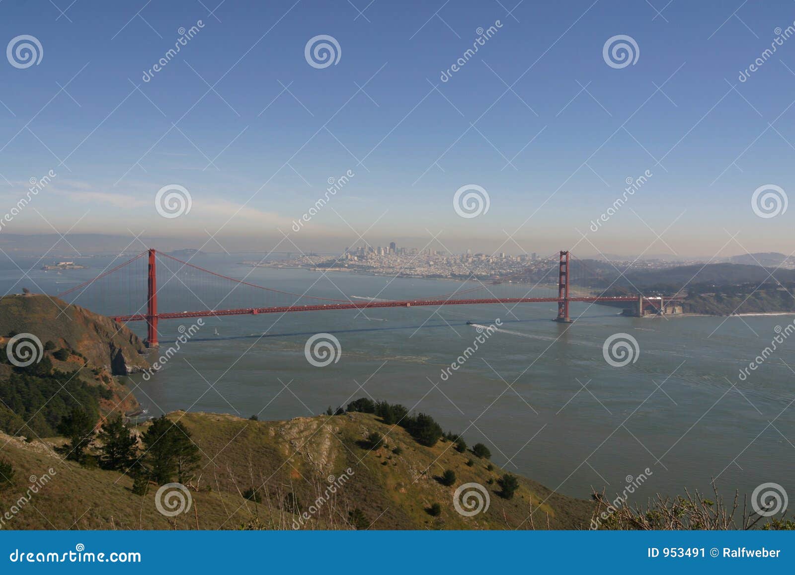 Golden Gate panorama stock image. Image of landmark, attraction - 953491