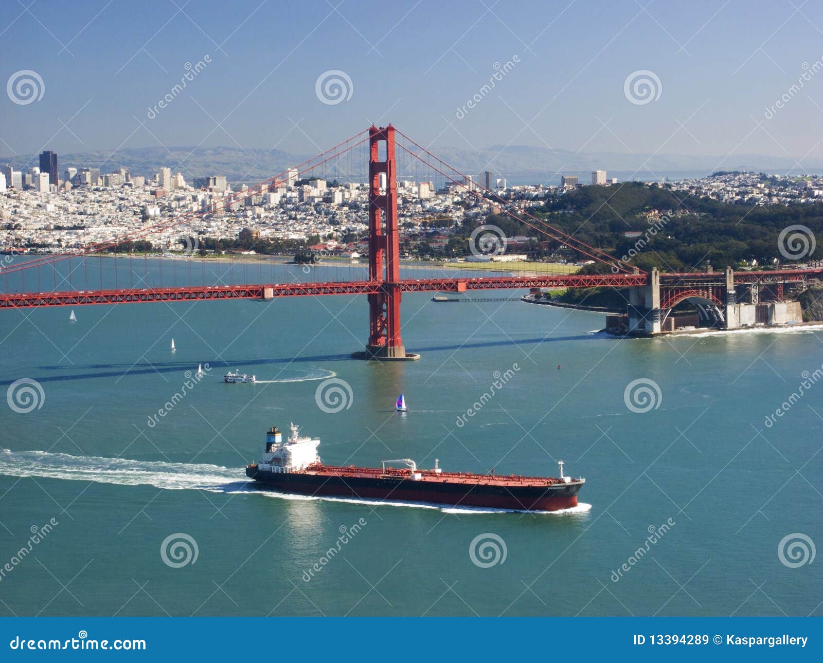 Golden Gate and ship stock image. Image of lake, landscape - 13394289