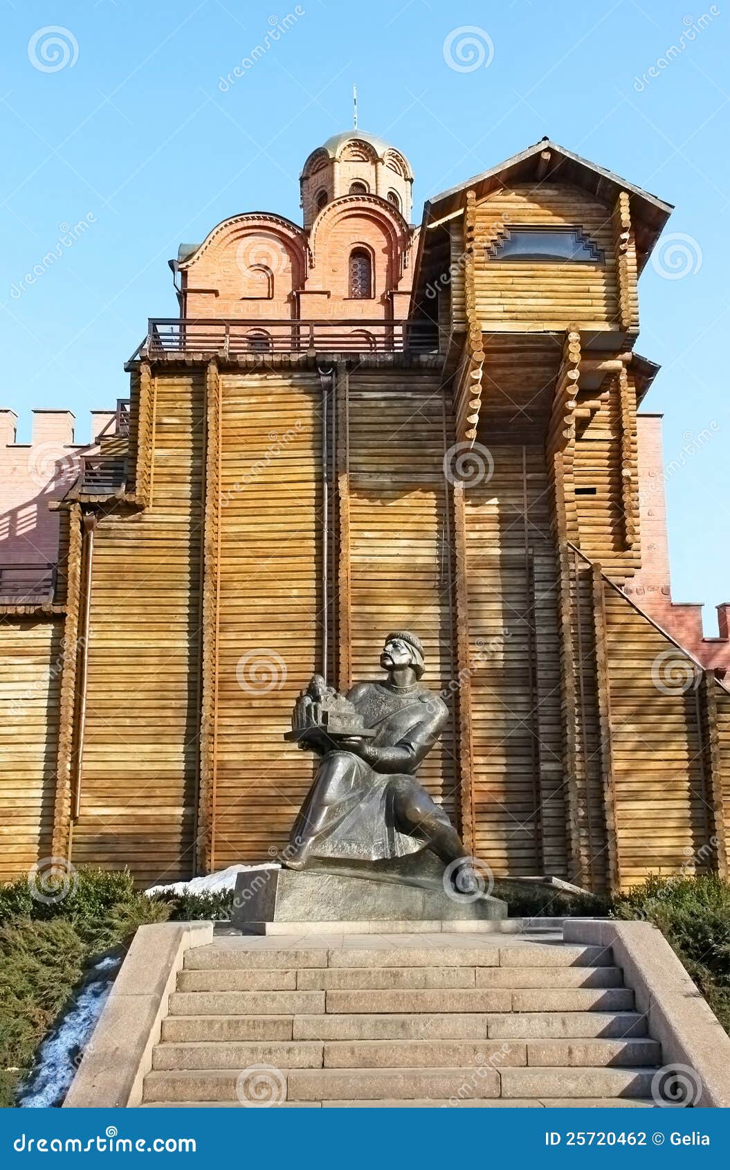 Golden Gate and Statue of Yaroslav the Wise Stock Photo - Image of gate ...