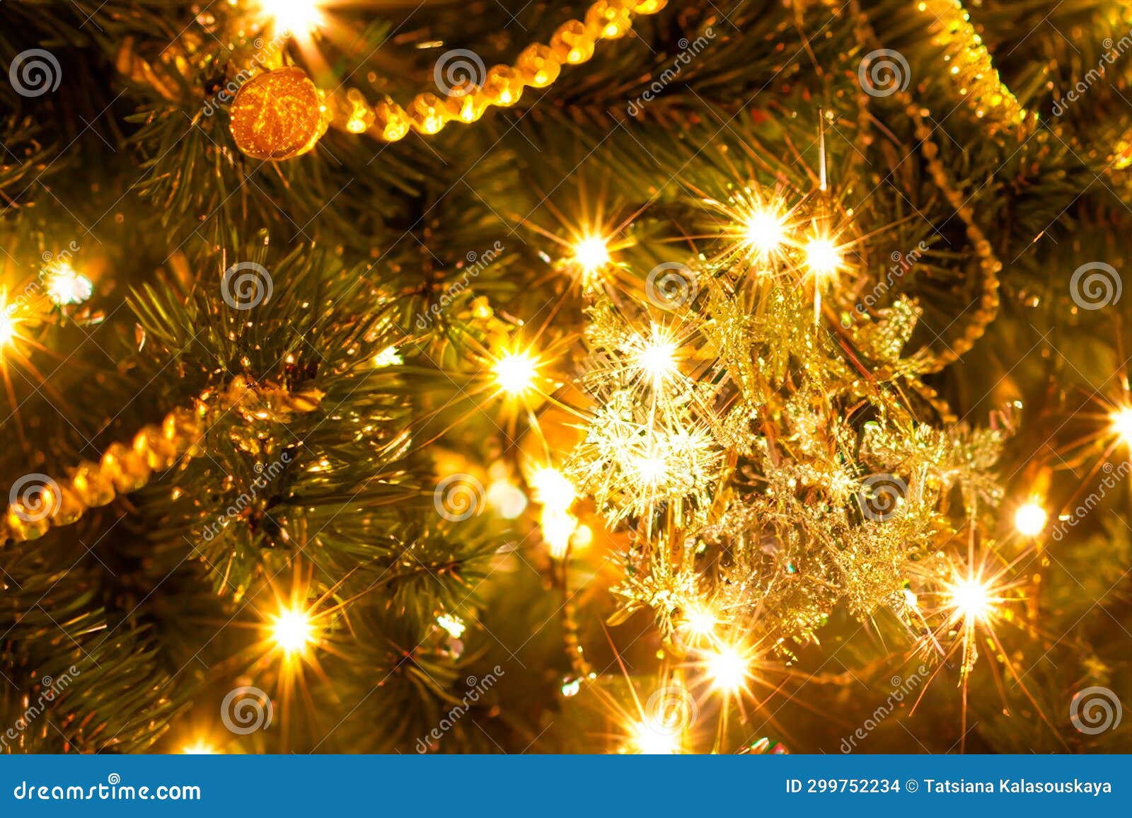 Golden Glow Shining Christmas Tree with Sparkling Glitter Stock ...