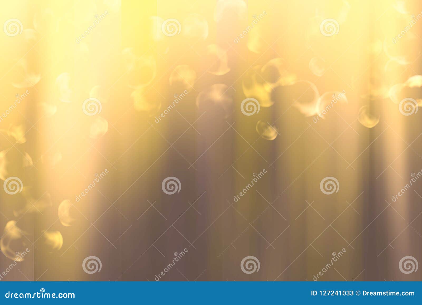 Golden Gradient Background Substrate Coated With A Glare Of Light ...