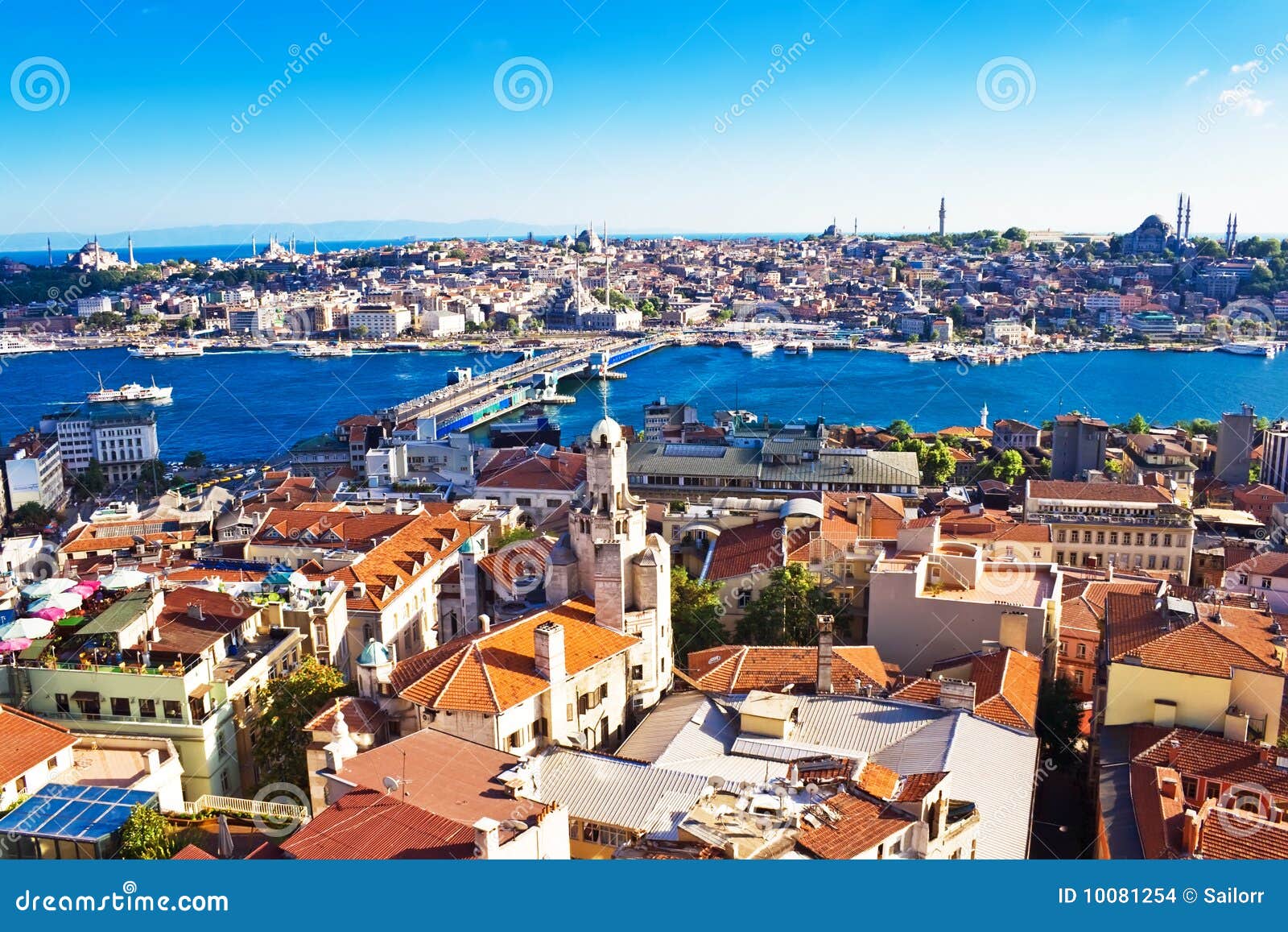 Golden Horn in Istanbul stock photo. Image of orient - 10081254