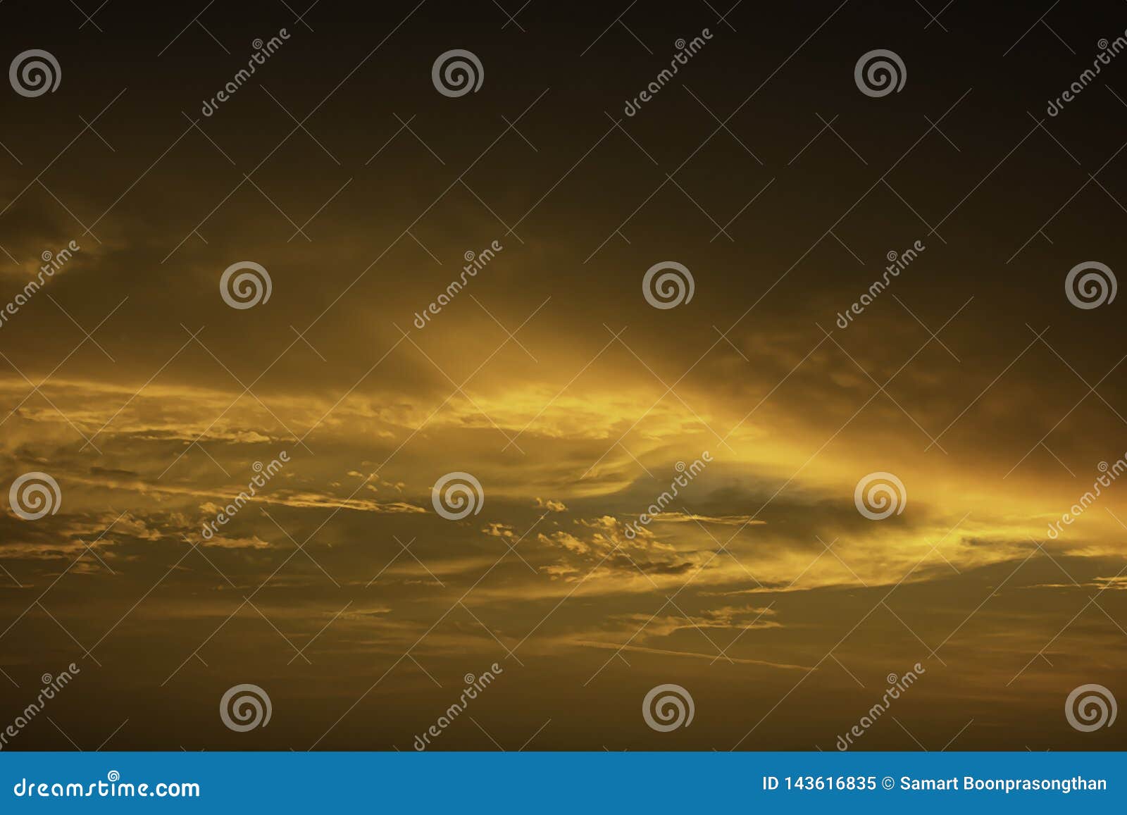The Golden Light of the Sun and Clouds in the Sky Stock Image - Image ...