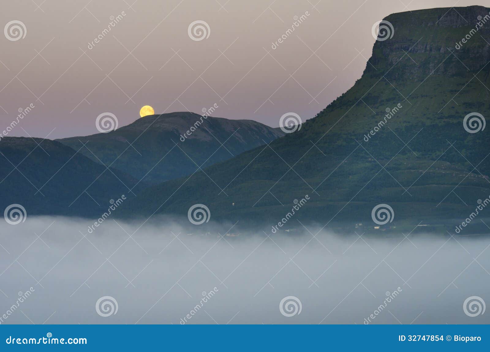 Golden moon stock photo. Image of night, planet, moon - 32747854