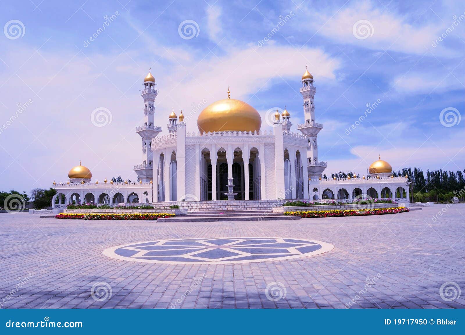 Golden Mosque stock photo. Image of eastern, marble, muslim - 19717950
