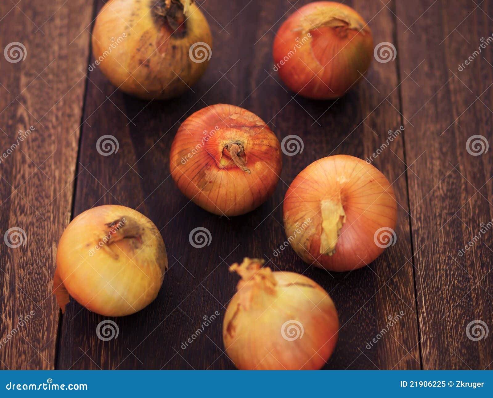 Golden onions stock image. Image of unpeeled, food, golden - 21906225