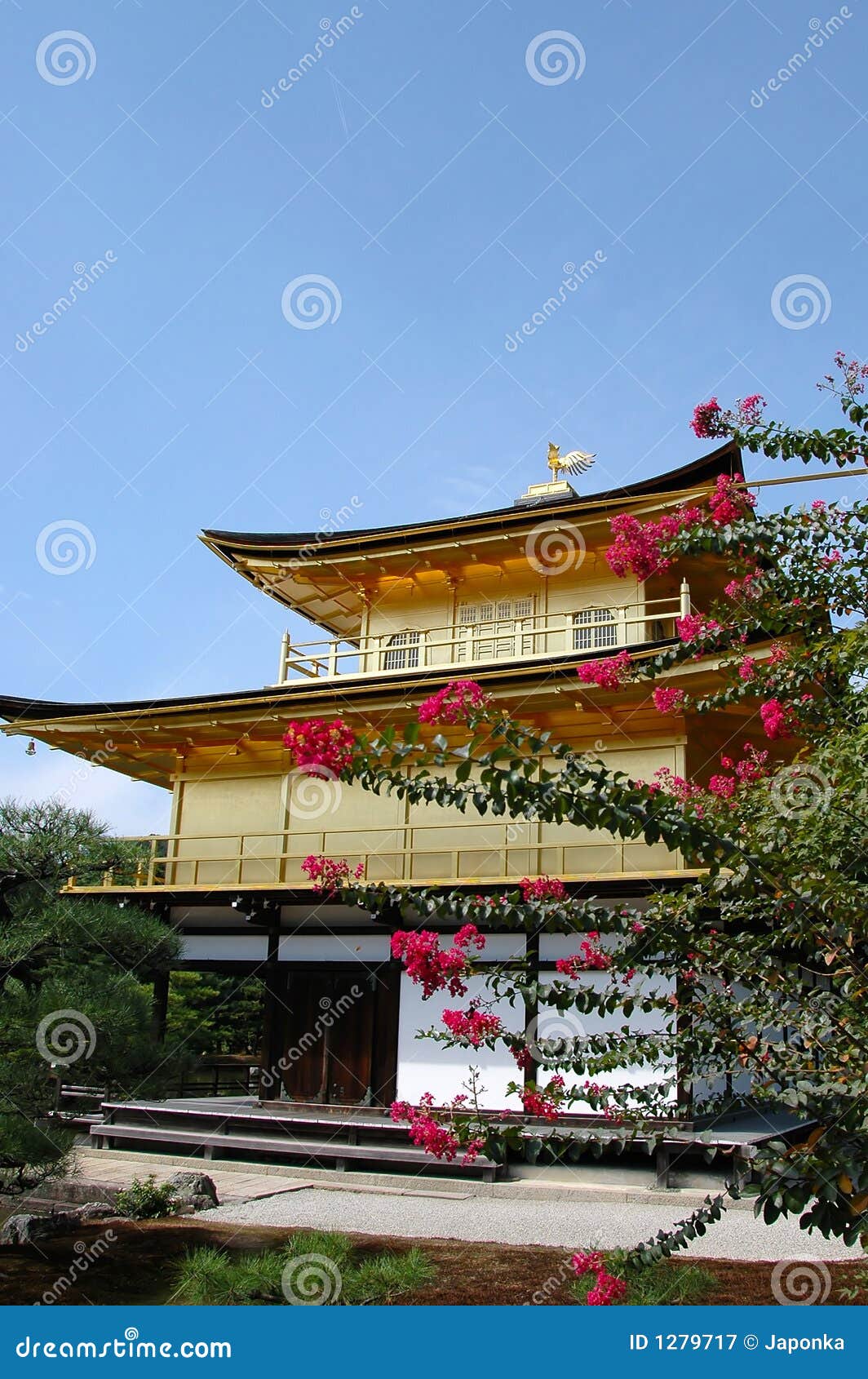 The Golden Pavilion stock image. Image of forest, pavilion - 1279717