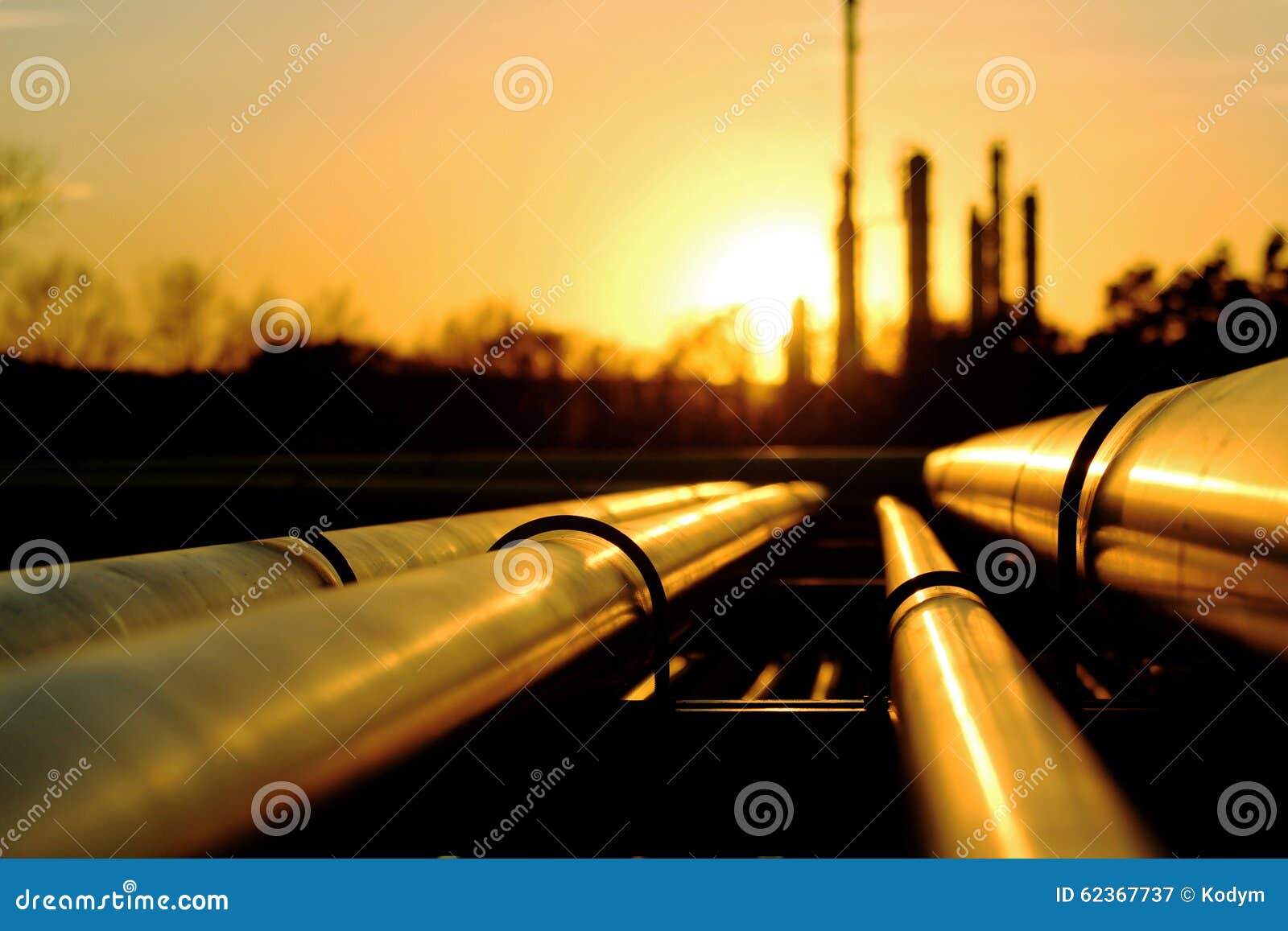 Golden Pipes Going To the Oil Refinery Stock Image - Image of fuel ...