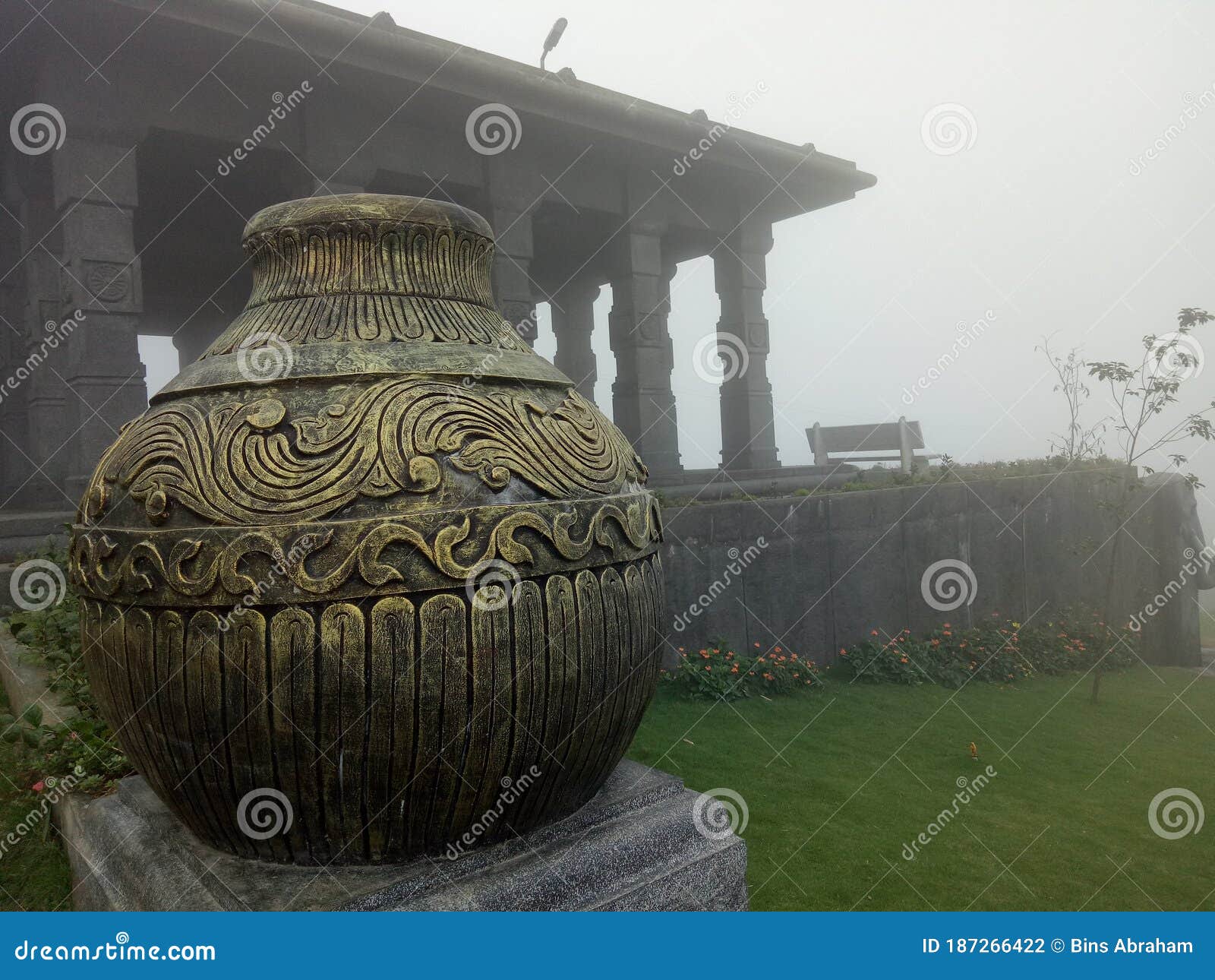 A Golden pot stock photo. Image of scenery, claypot - 187266422