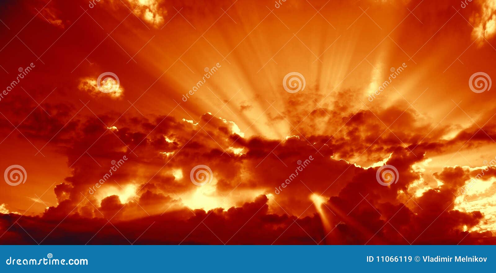 Golden rays stock image. Image of heaven, color, phosphorescence - 11066119