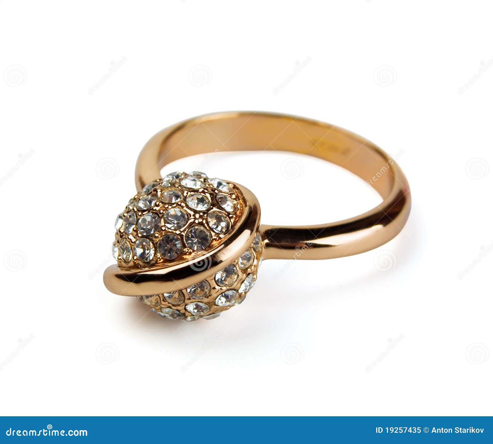 Golden ring stock image. Image of facet, golden, color - 19257435