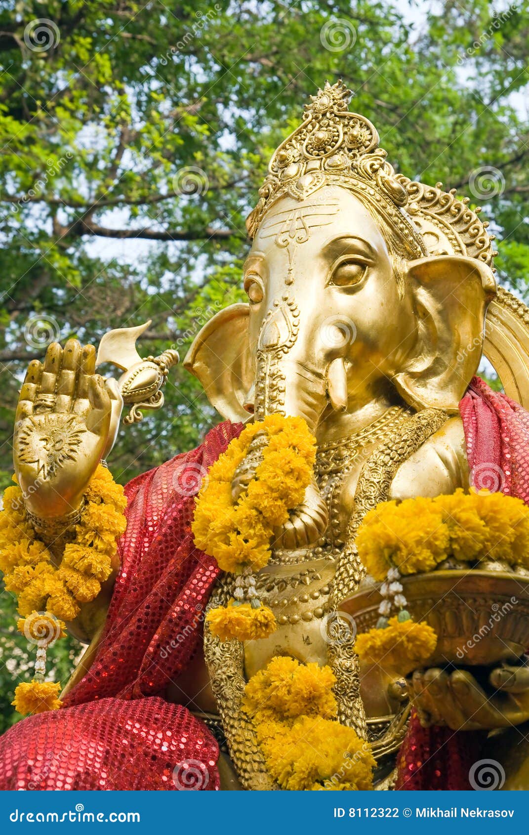 Golden statue of Ganesha stock photo. Image of deity, elephant - 8112322