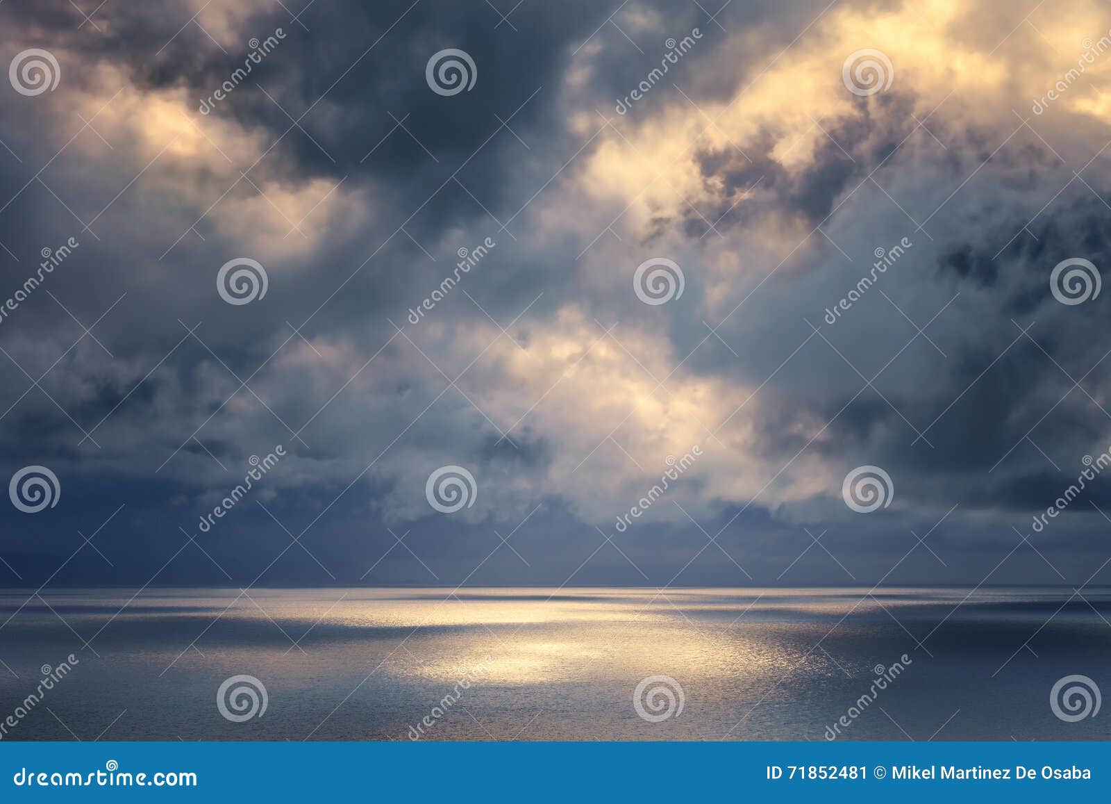 Golden sun rays on sea stock image. Image of beam, sunbeam - 71852481