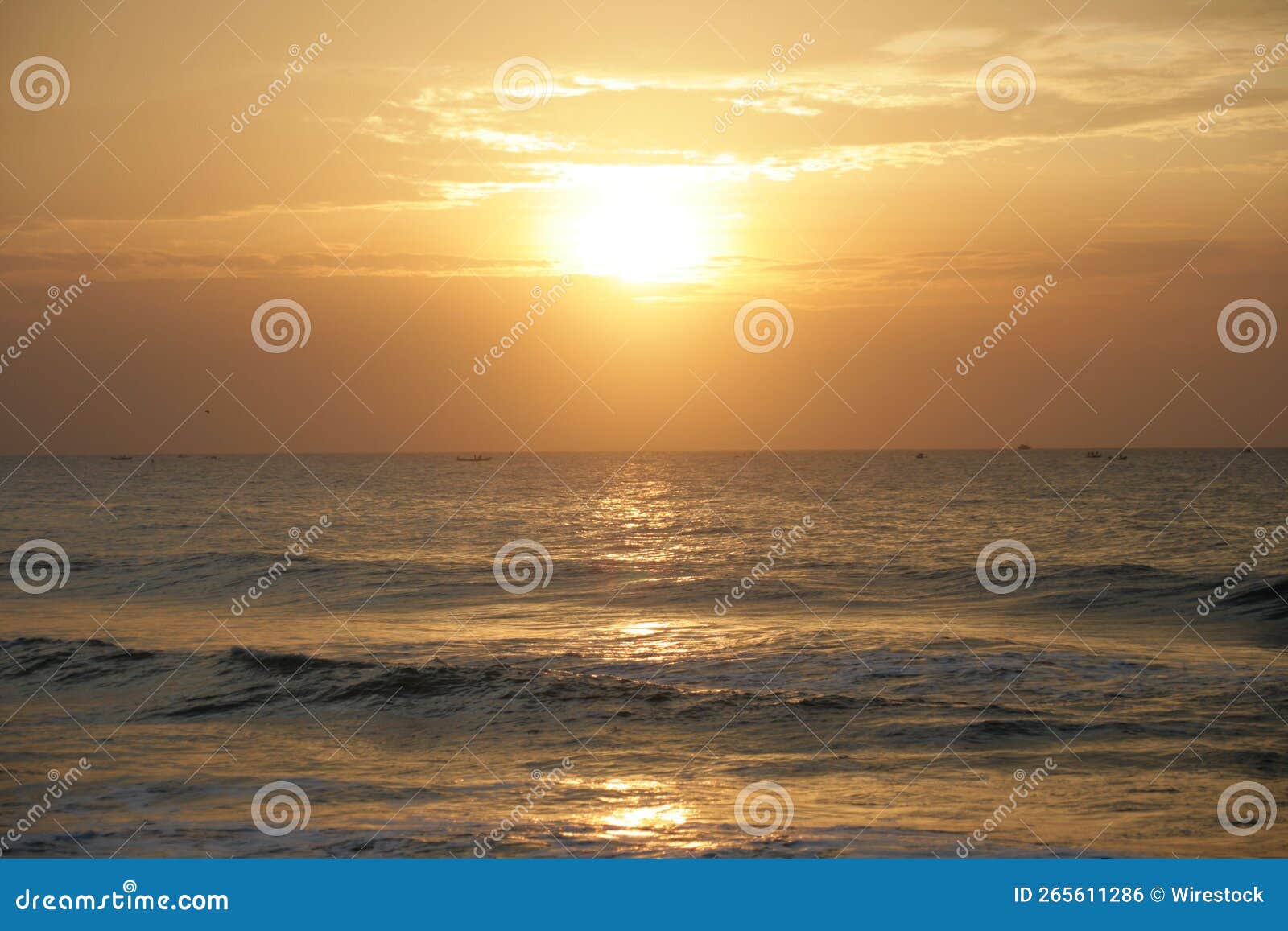 Golden Sunset Over the Ocean Stock Photo - Image of summer, sunrise ...