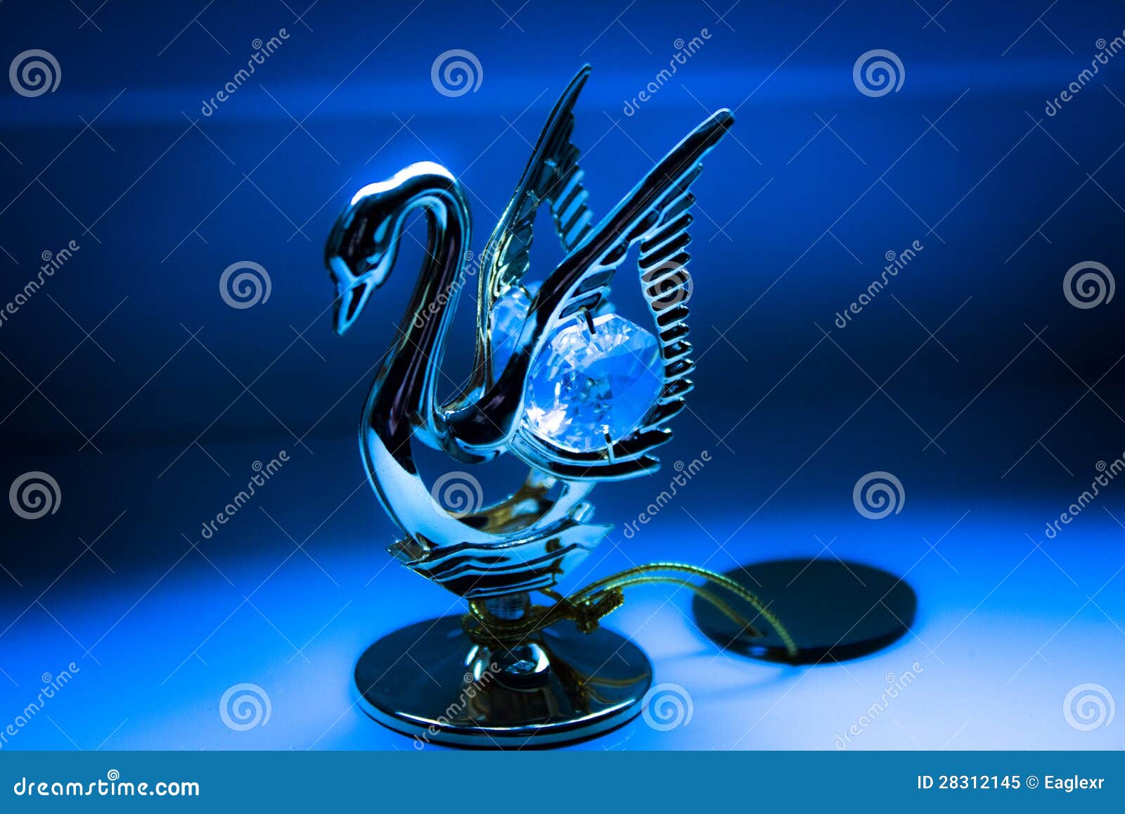 Golden Swan stock image. Image of blue, bright, portrait - 28312145
