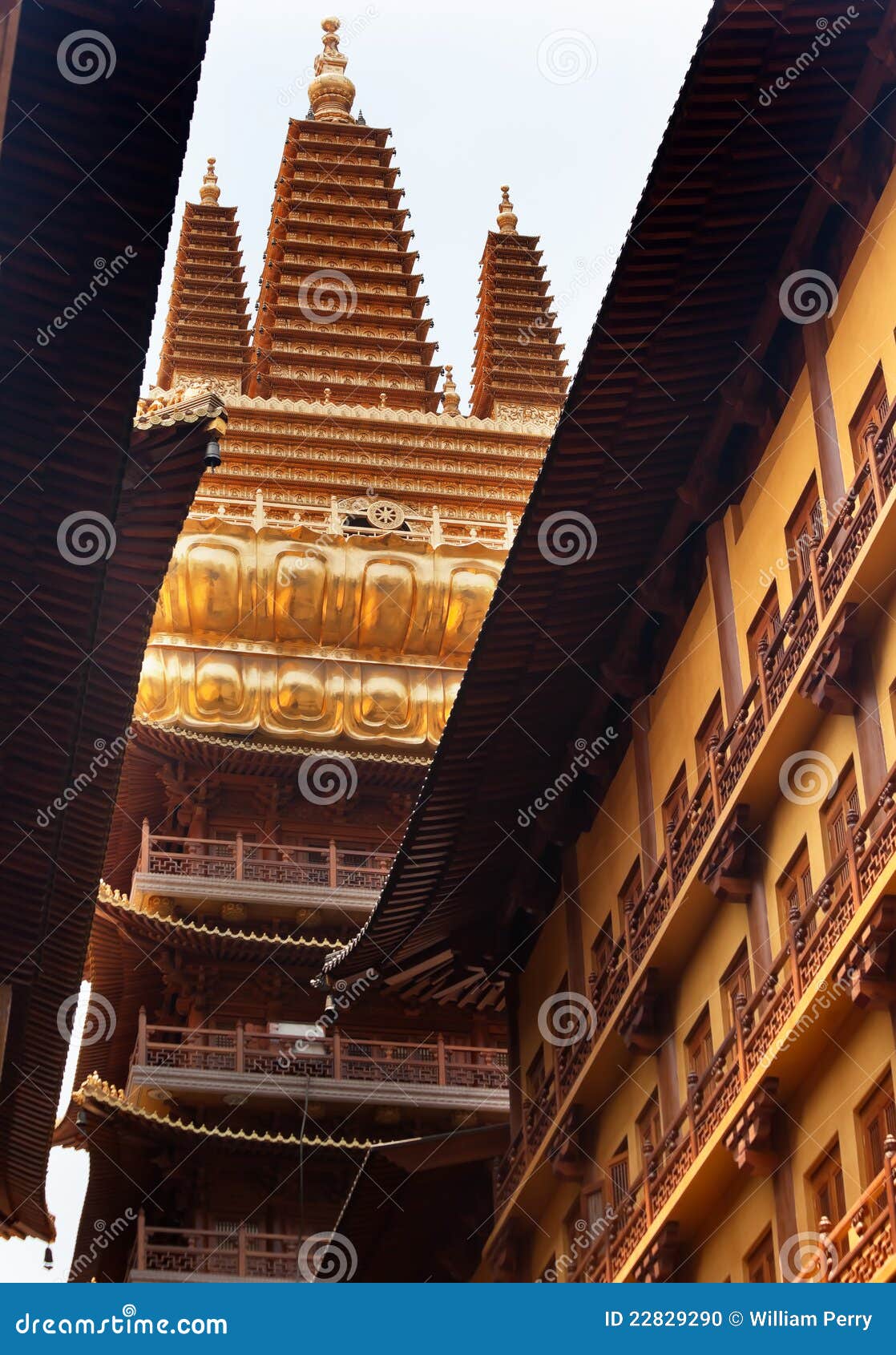 Golden Temple Jing an Temple Shanghai Stock Photo - Image of ...