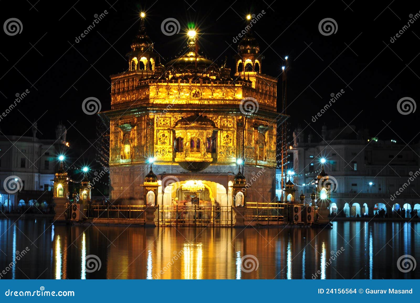 Golden temple at night editorial stock image. Image of prayer - 24156564