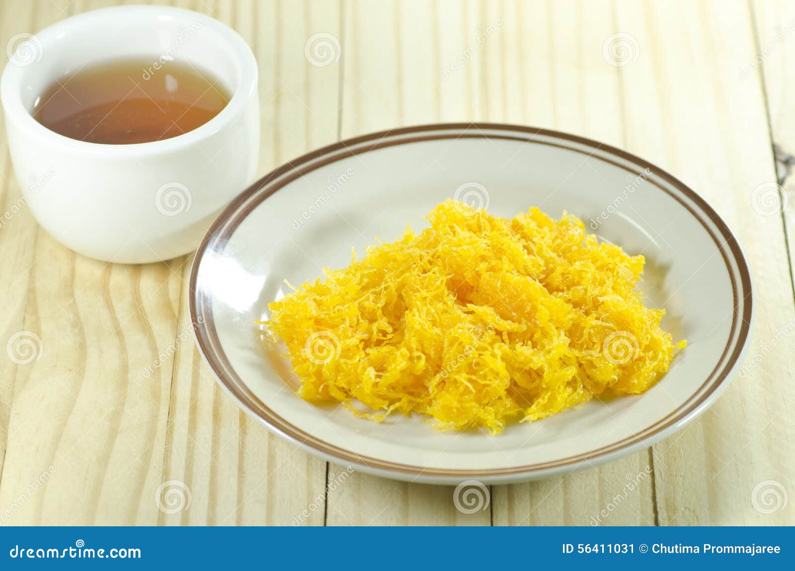 Golden threads (Foi Tong) stock image. Image of dessert - 56411031