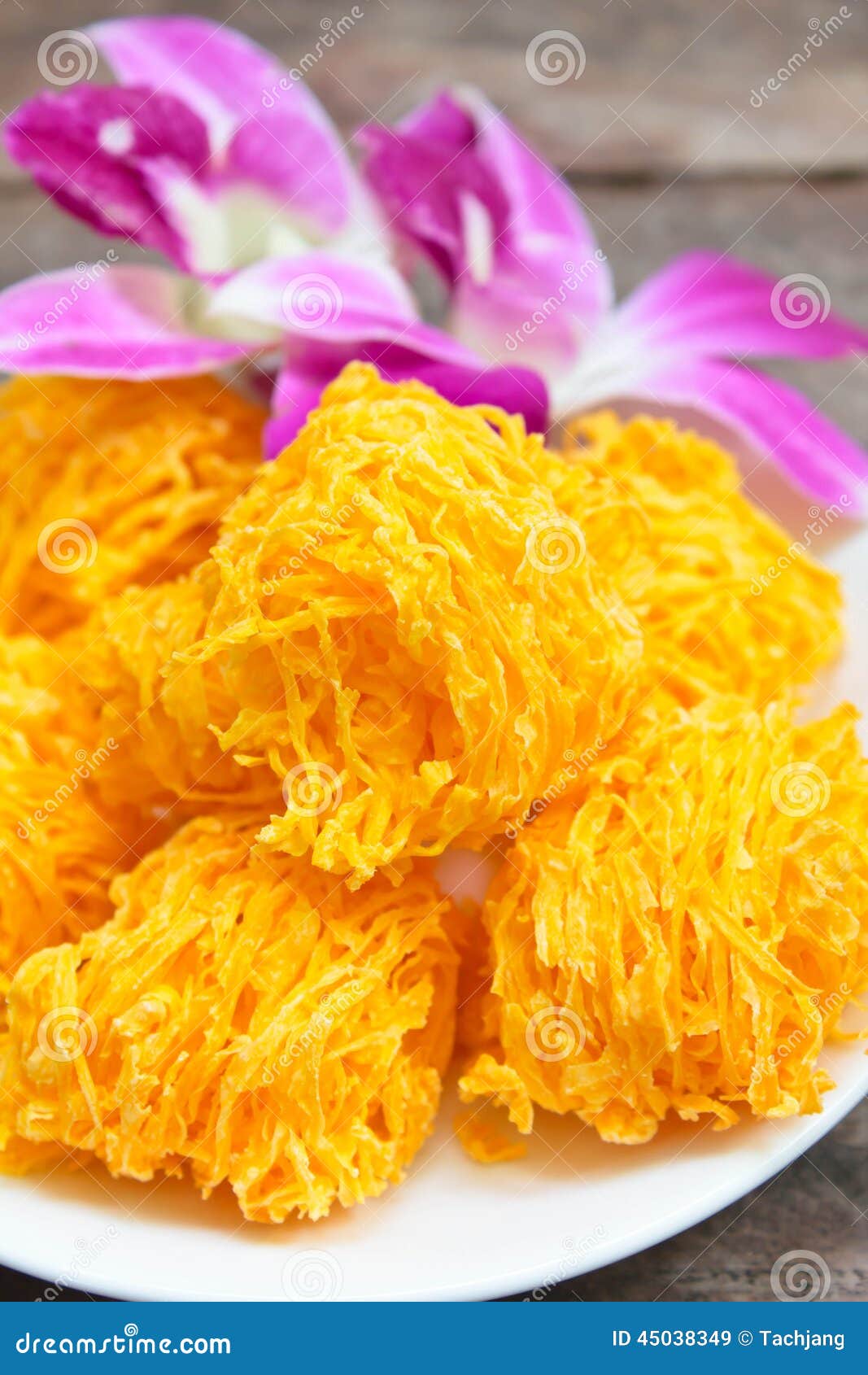 Golden Threads, Thai Dessert. Stock Image - Image of coffee, restaurant ...