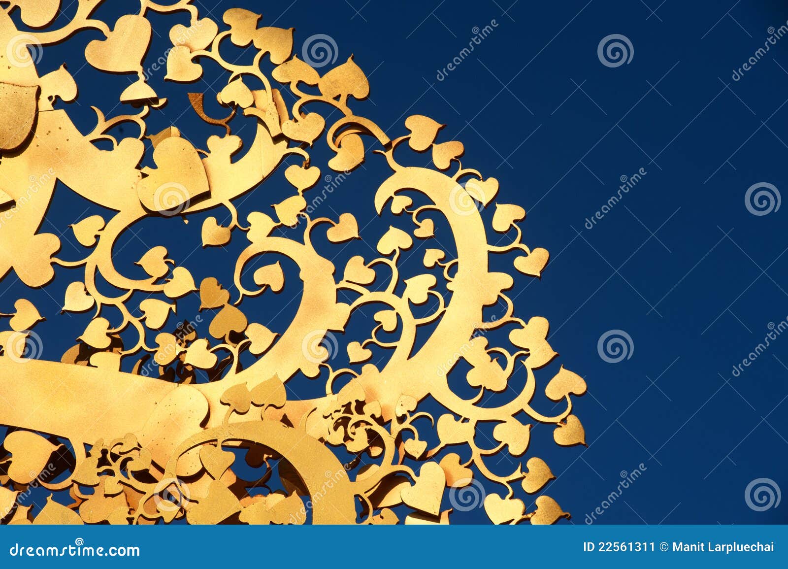 Golden Tree Wood Thai Art . Stock Image - Image of simple, curl: 22561311