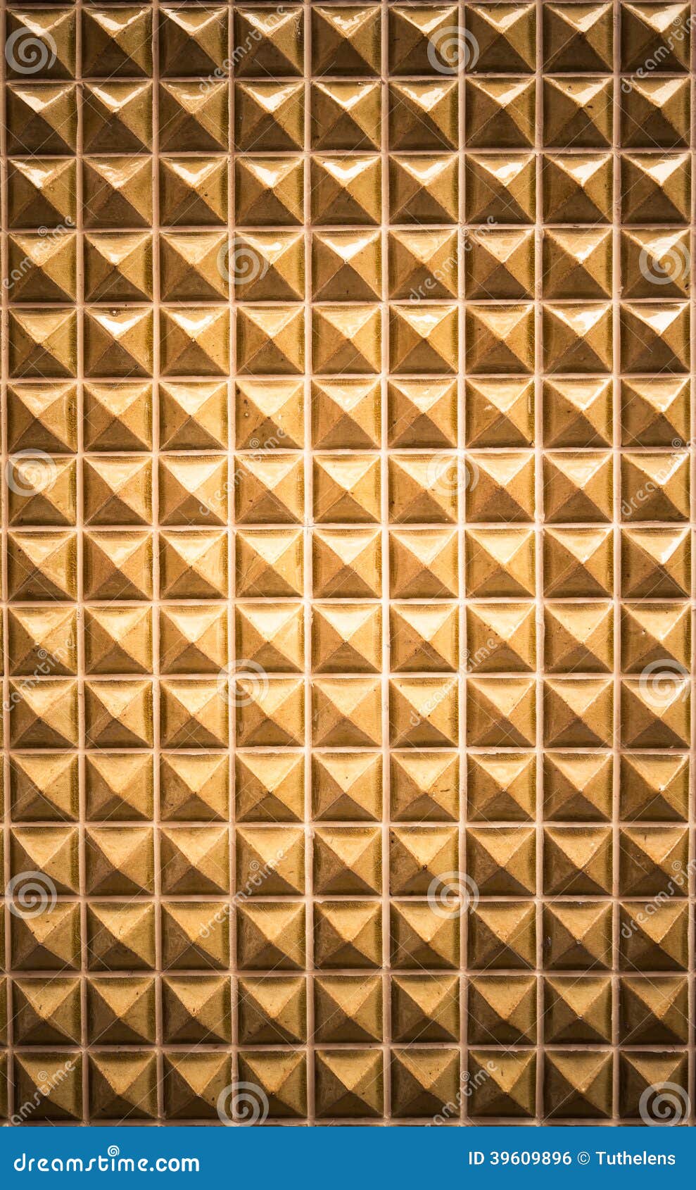 Golden wall pattern stock illustration. Illustration of grid - 39609896