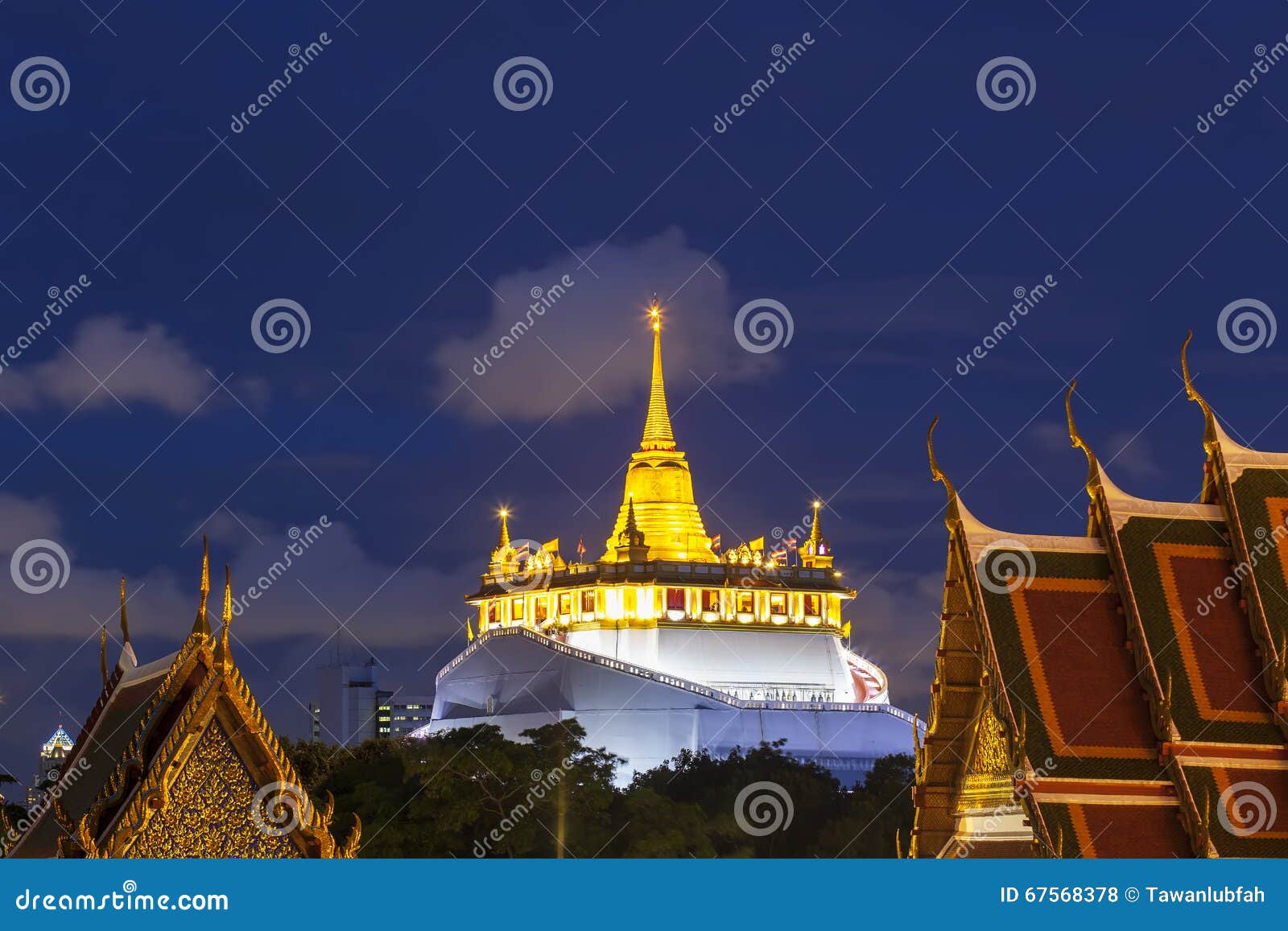 Goldener Berg-Tempel Oder Wat Sarket, Bangkok, Thailand Stockfoto ...