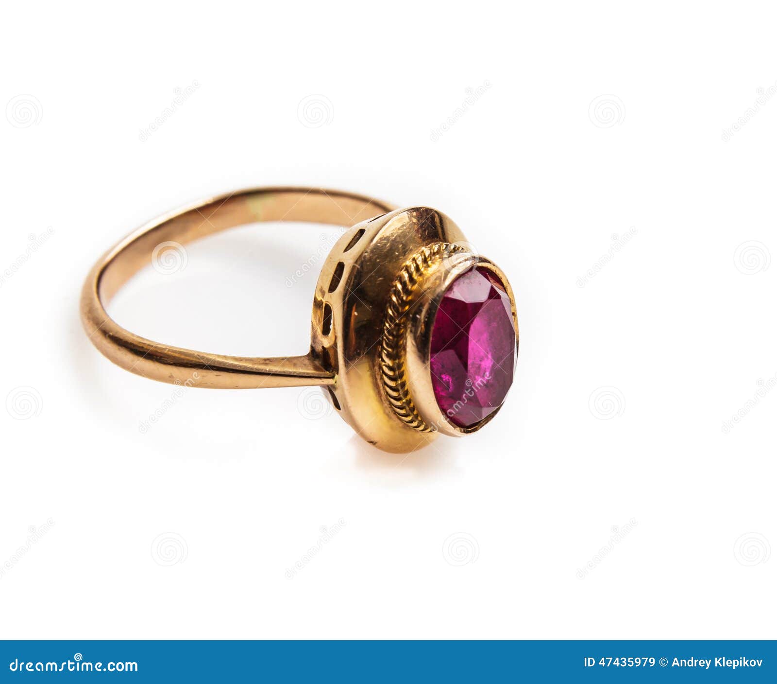 Goldener Ring stockbild. Bild von nachricht, glück, reflexion - 47435979