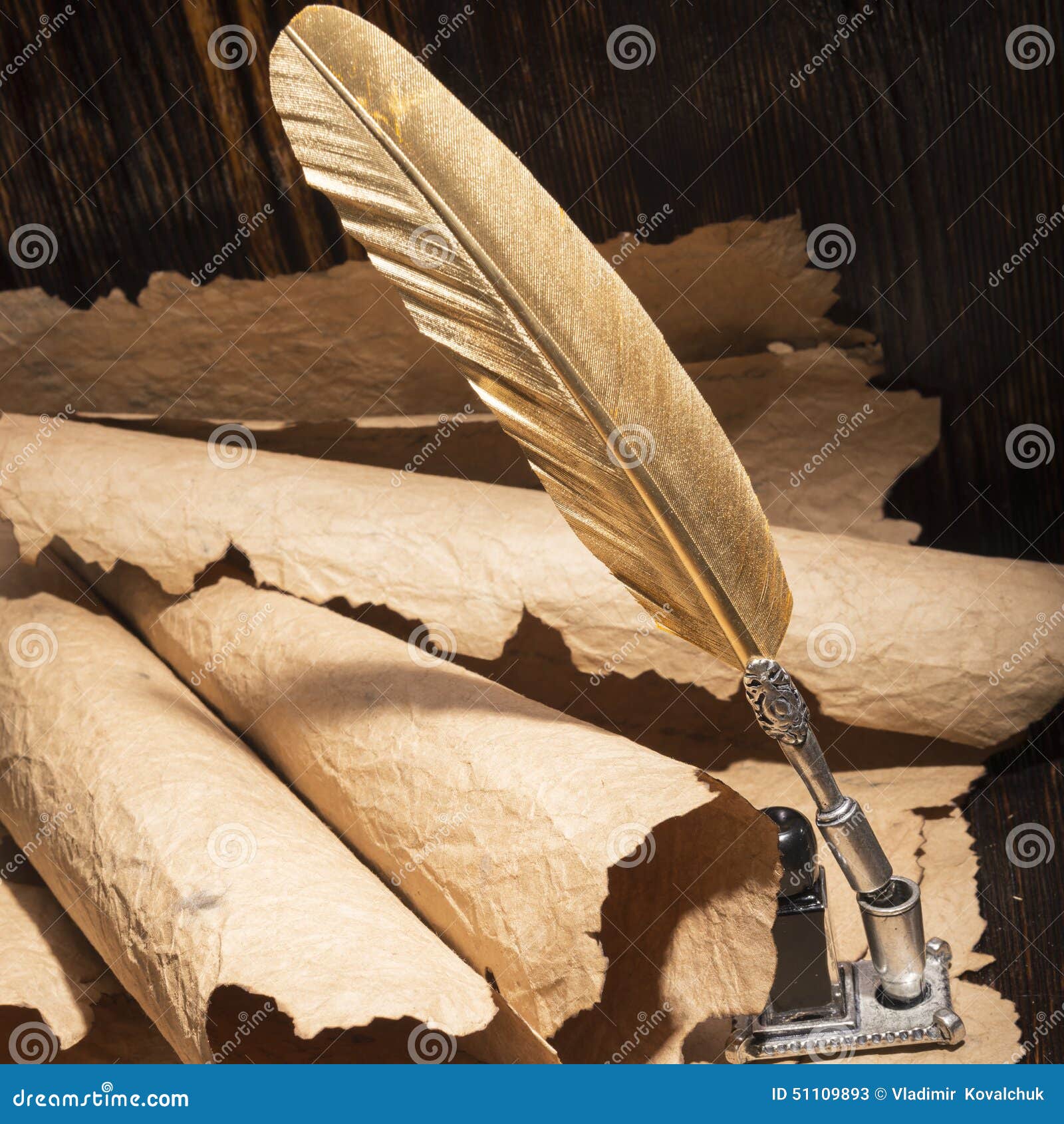 Goldener Stift Und Alte Manuskripte Stockbild - Bild von bücher ...