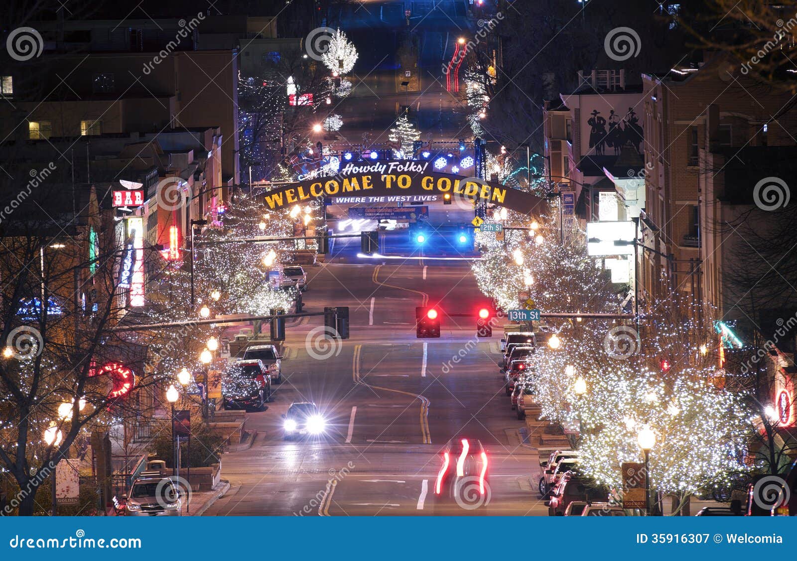 Goldenes Colorado Main Street Redaktionelles Stockfotografie - Bild von ...