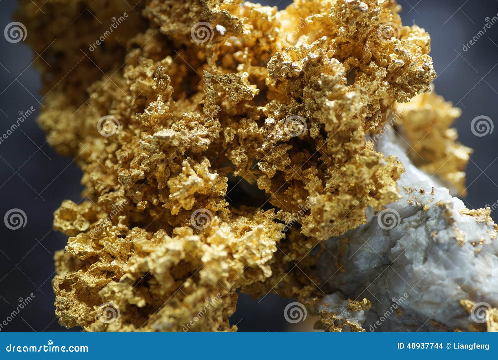 Golderz stockfoto. Bild von mineralien, fülle, proben - 40937744