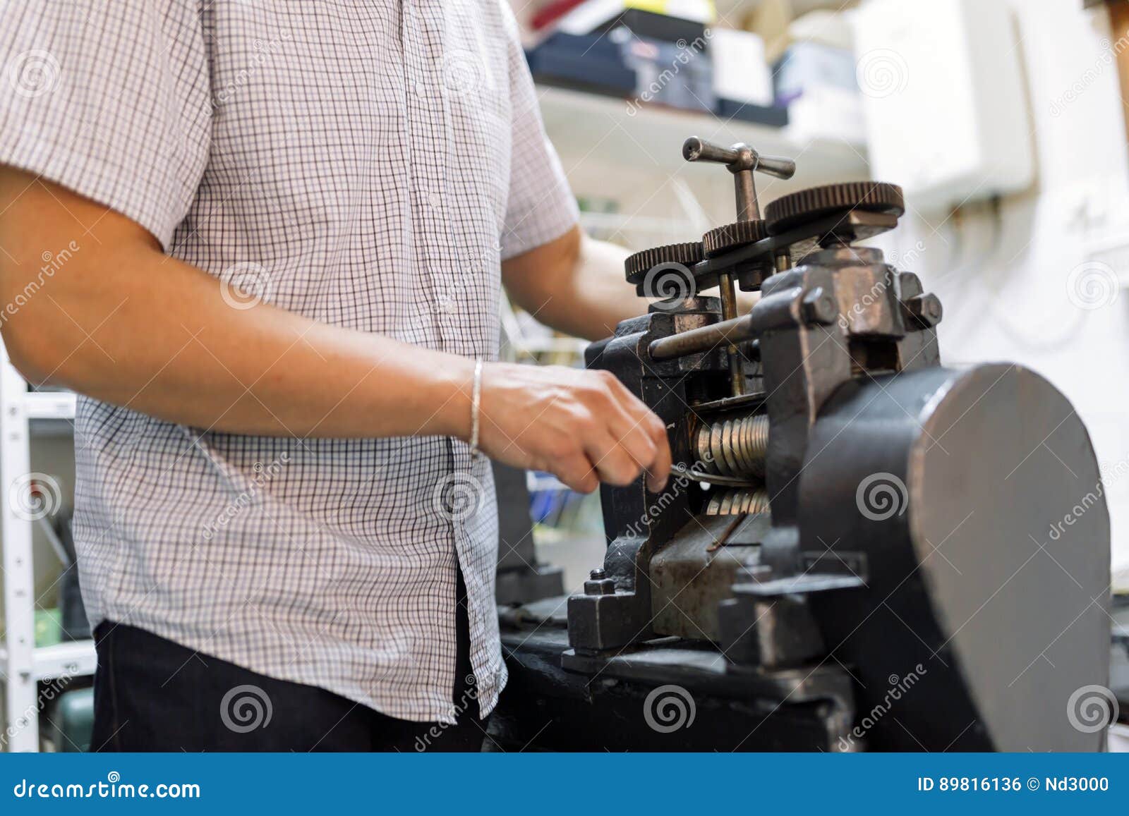 Goldsmith using machine stock photo. Image of goldsmith - 89816136