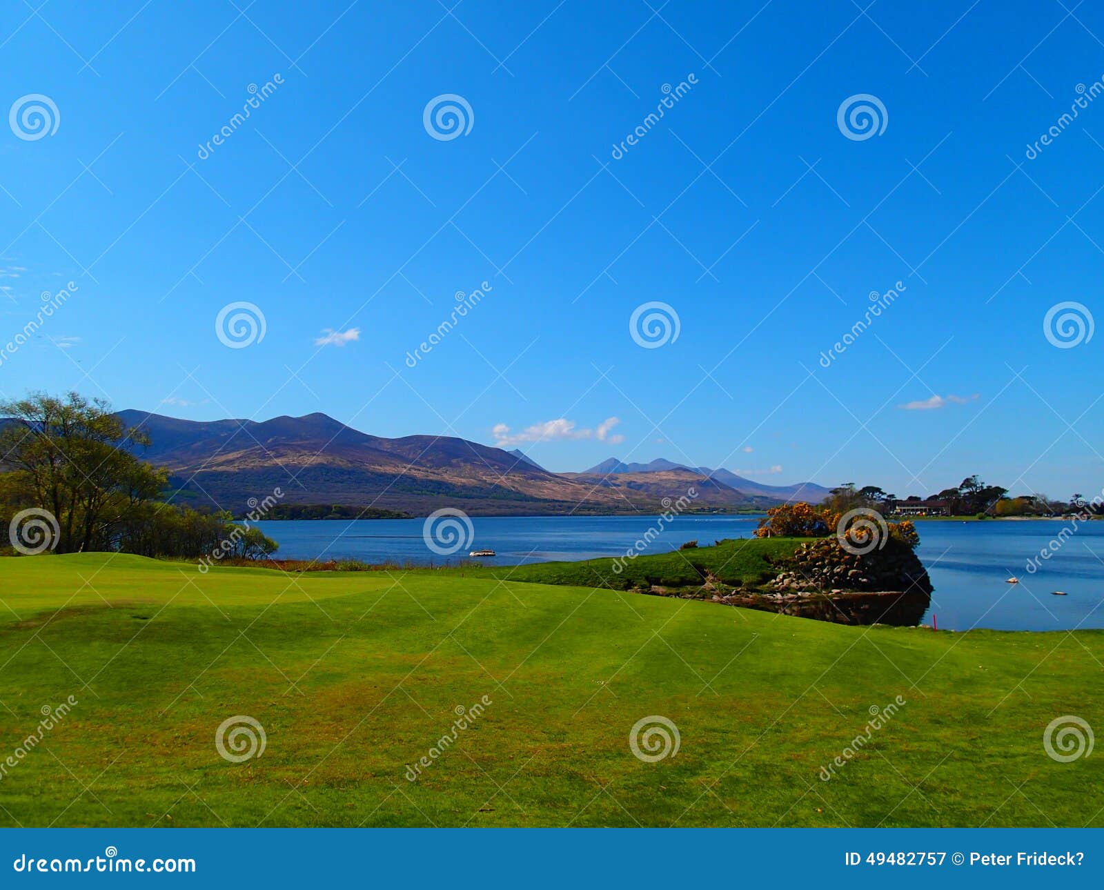 Golf course in Killarney stock image. Image of golfing - 49482757