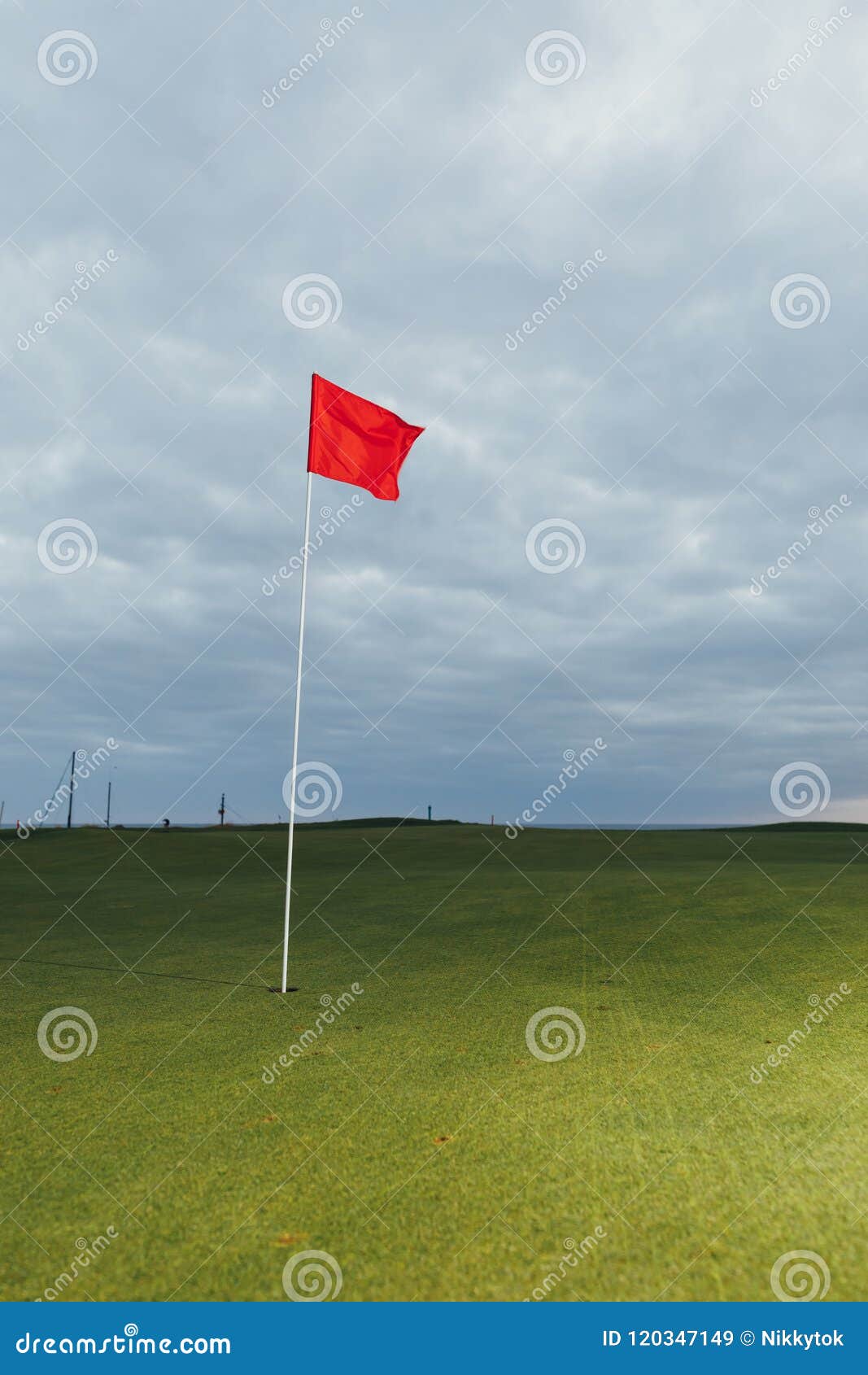 Golf Course and Red Pin Flag Stock Image - Image of golf, aesthetic ...