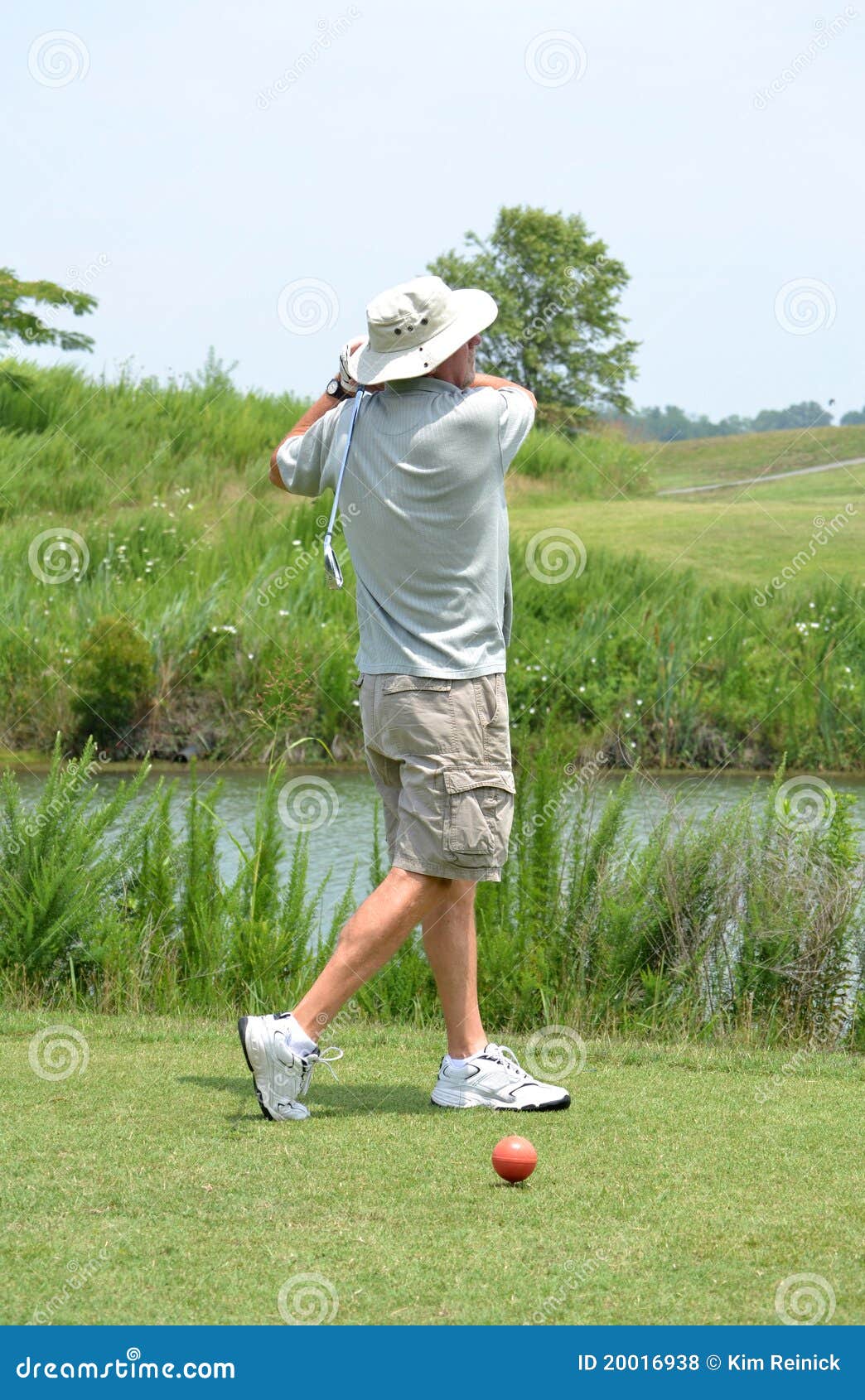 Golf Finish stock photo. Image of club, ball, swinging - 20016938