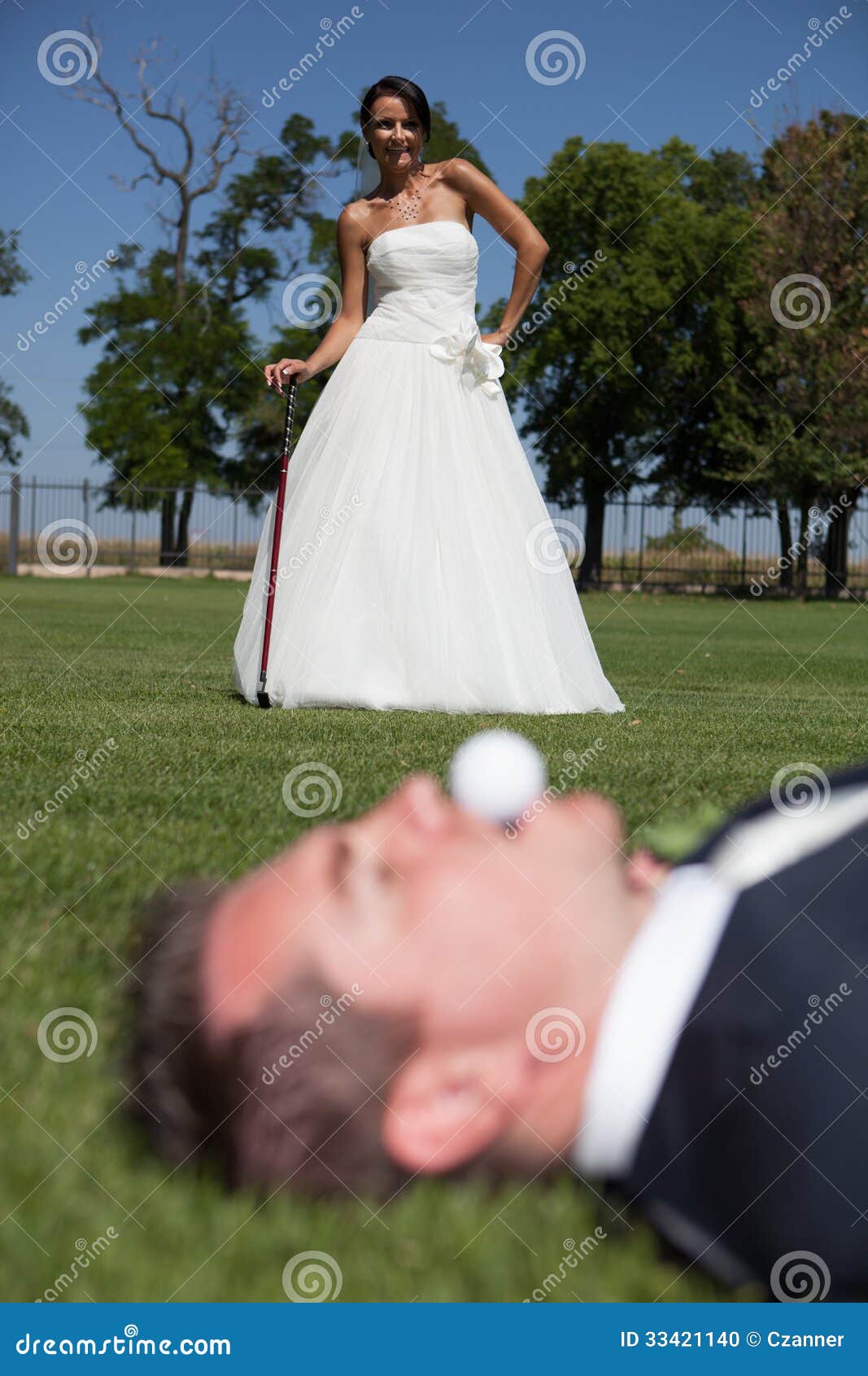 Golf and wedding stock photo. Image of girl, field, park - 33421140