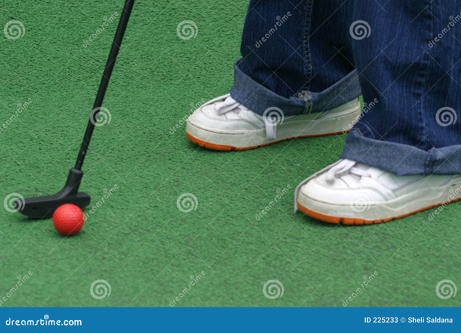 Golfe Da Tacada Leve Da Tacada Leve Imagem. Imagem: 225233