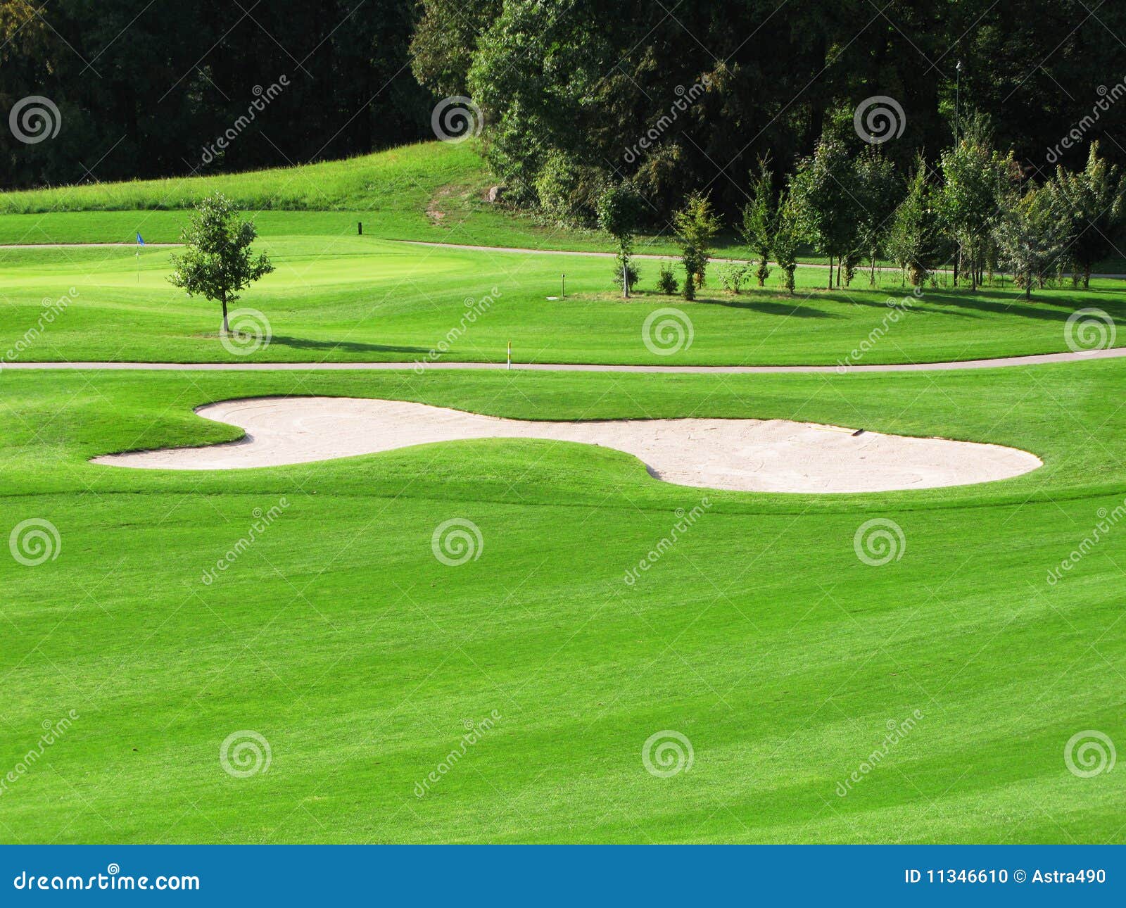 Golfplatz stockfoto. Bild von grün, spielen, hügel, setzen - 11346610