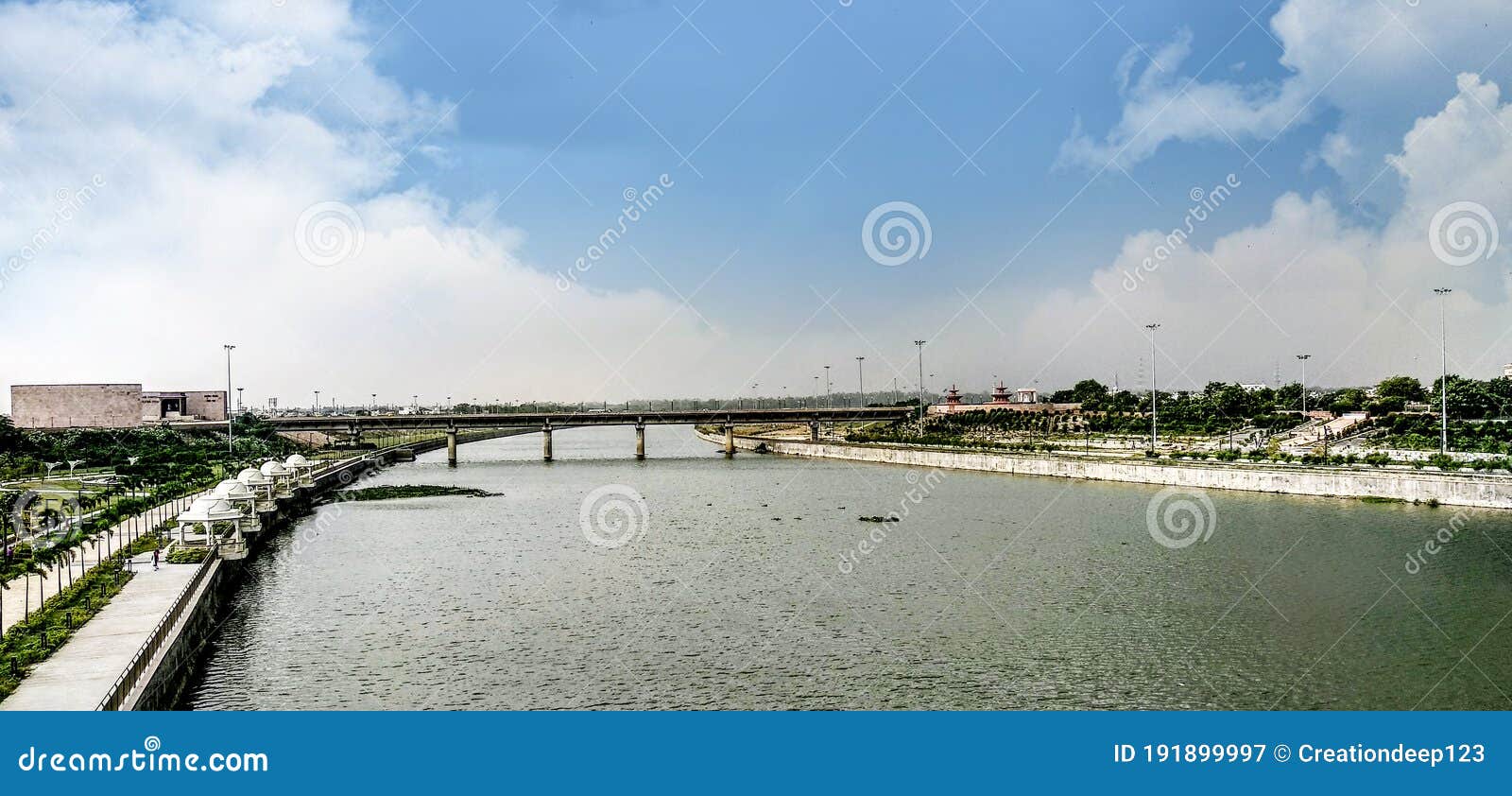 Gomti River Front in Lucknow Stock Image - Image of beautiful, lucknow ...