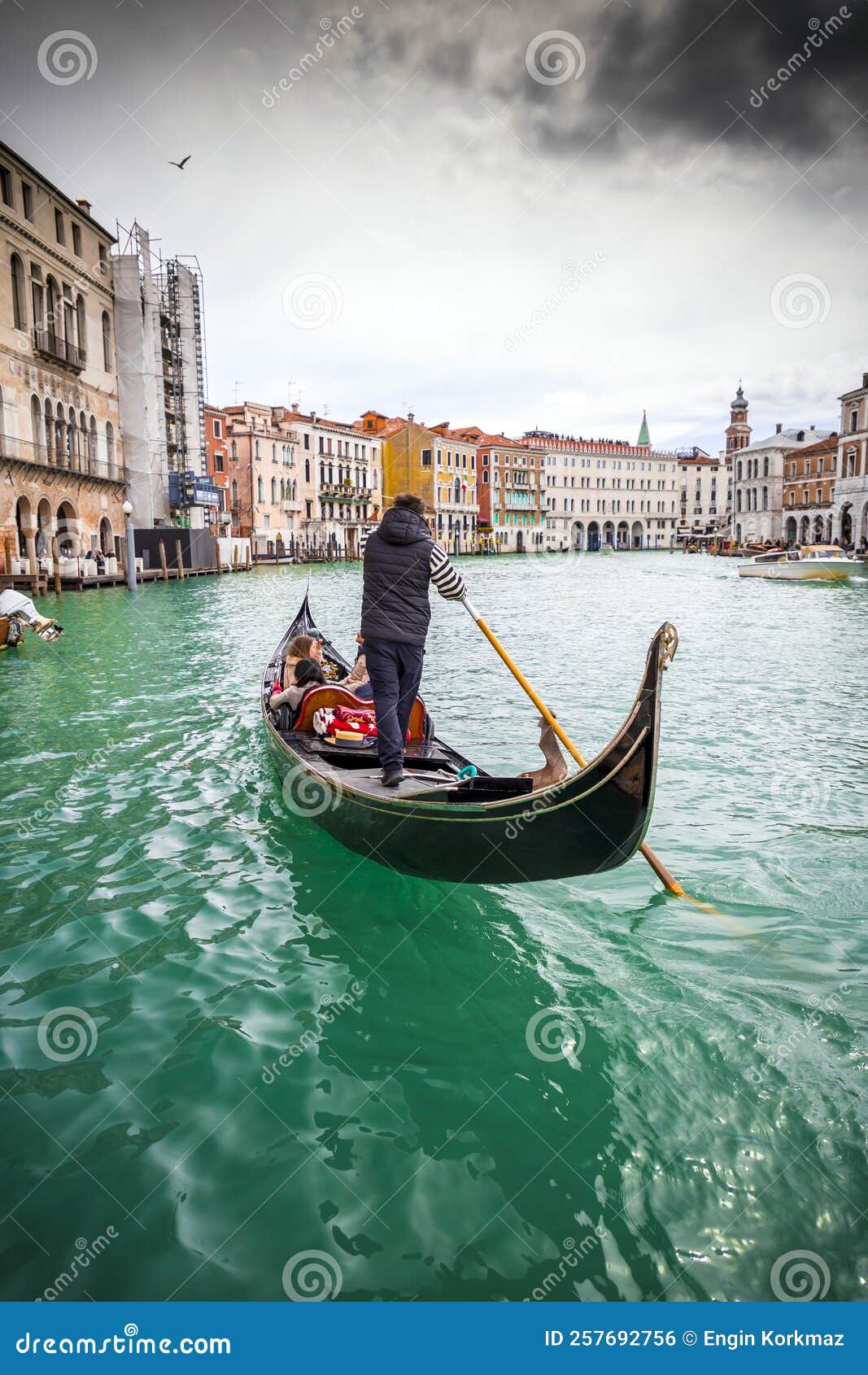 Gondolas on the Ancient Canals of Venice, Italy Editorial Photo - Image ...