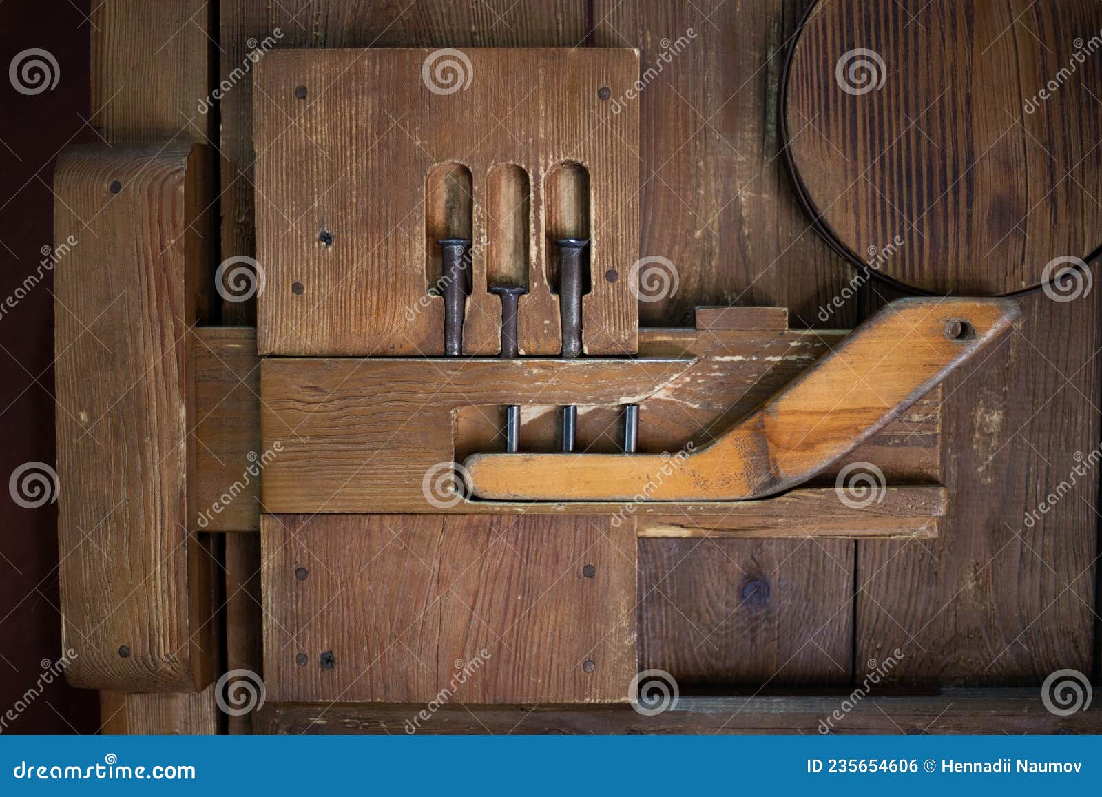 A Good Example of the Operation of the Mechanism of the Door Lock and ...