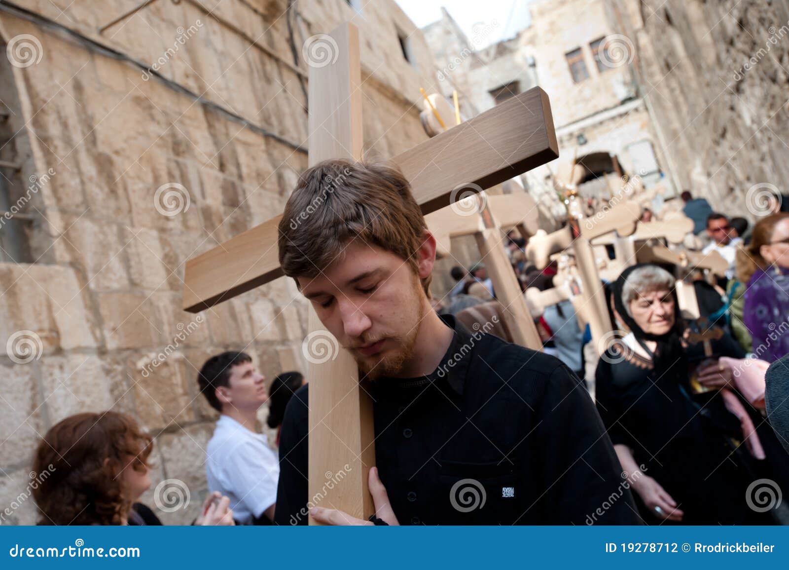 Good Friday in Jerusalem editorial photography. Image of cross - 19278712