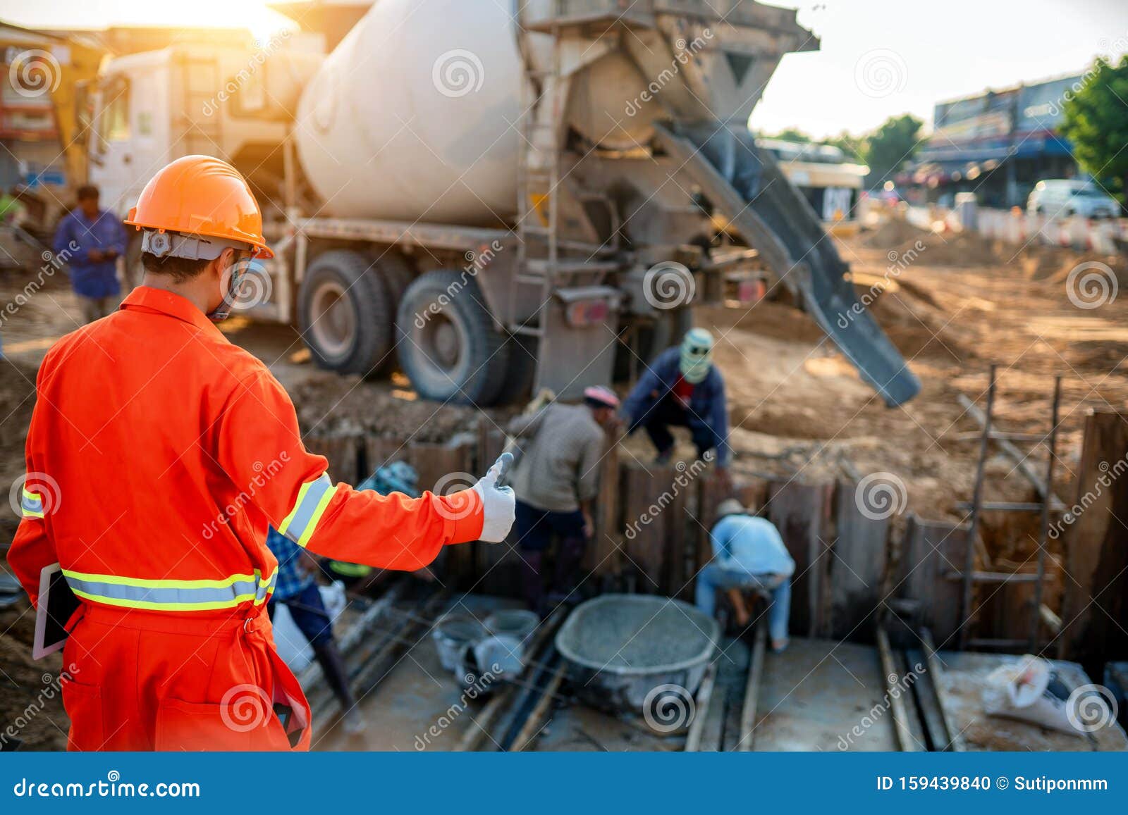 The good job and Engineers stock photo. Image of architecture - 159439840