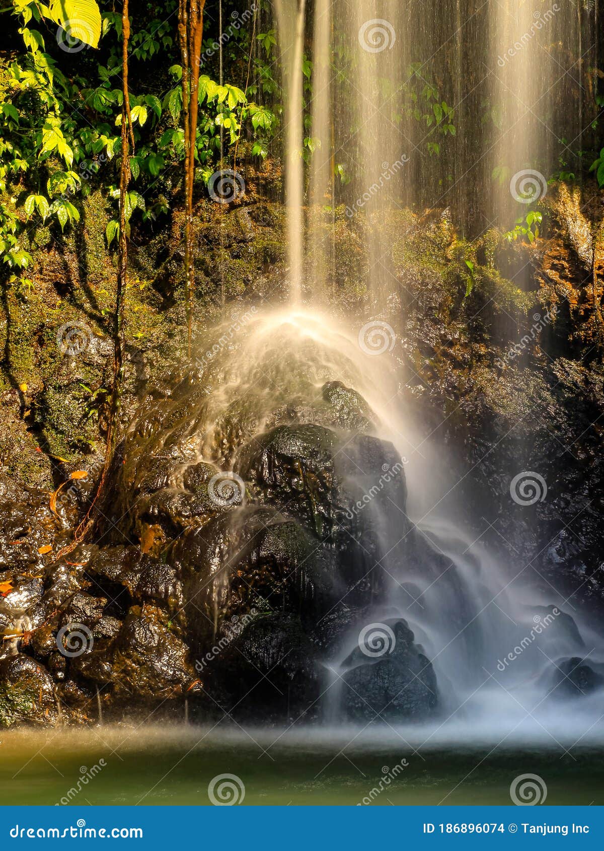 Minimalist Waterfall Photos - Free & Royalty-Free Stock Photos from ...