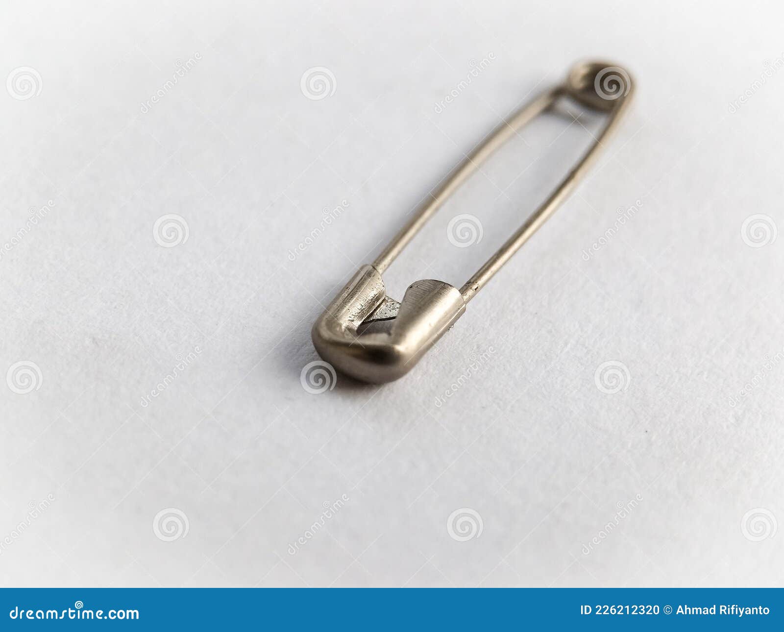 A Good Pin Needle is Generally Made of Stainless Material that is Not ...