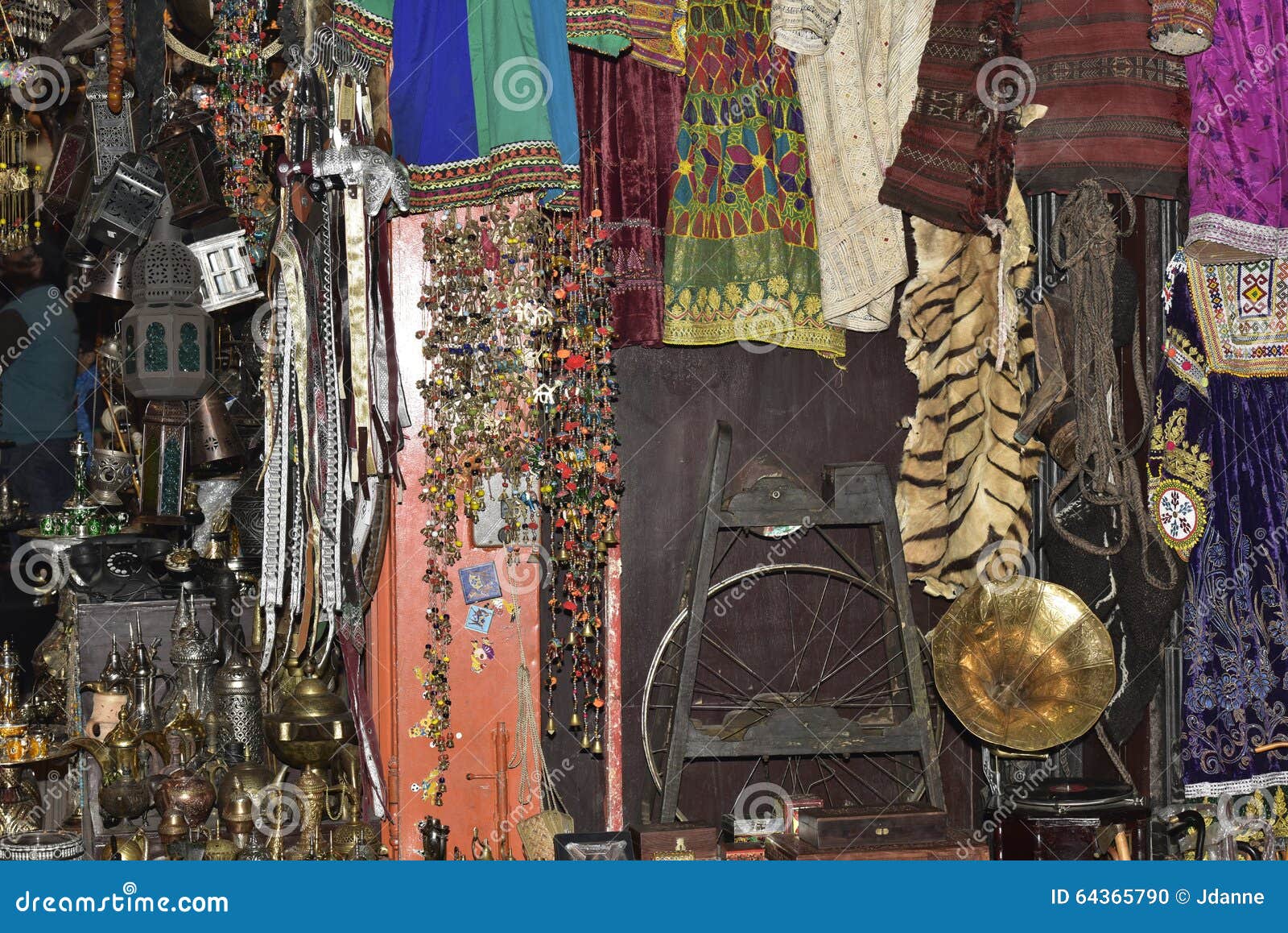 The Goods of an Arabian Bazaar in Muscat, Oman Stock Photo - Image of ...